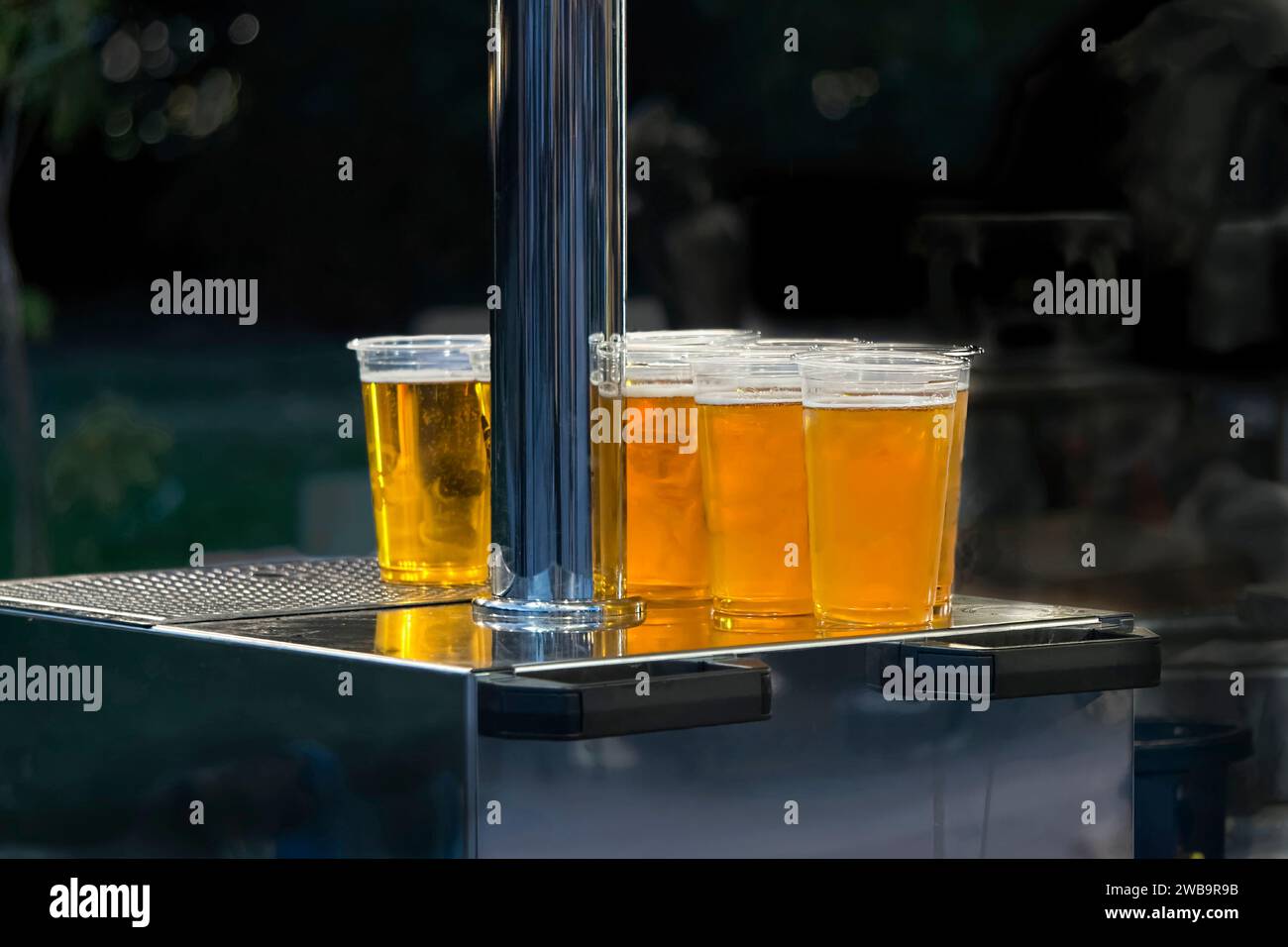 glasses of draft beer Stock Photo - Alamy