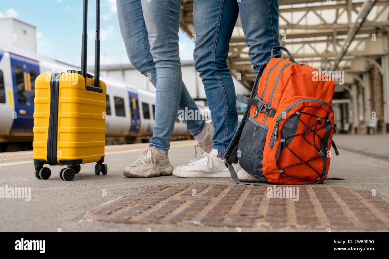 Woman missed train platform hi-res stock photography and images - Alamy