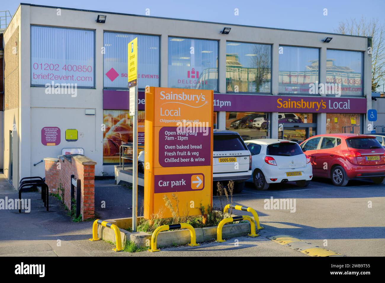 Chippenham, Wiltshire, UK, 9th Jan, 2024. The outside of a Sainsbury's store is photographed the ...