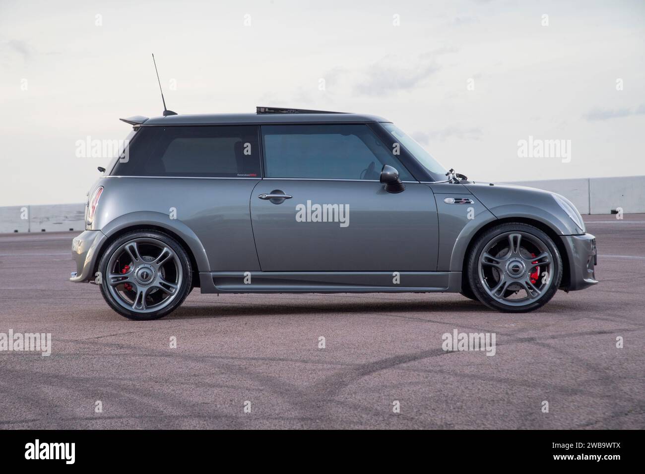 R53 Mini Cooper S, modern classic small British car Stock Photo - Alamy
