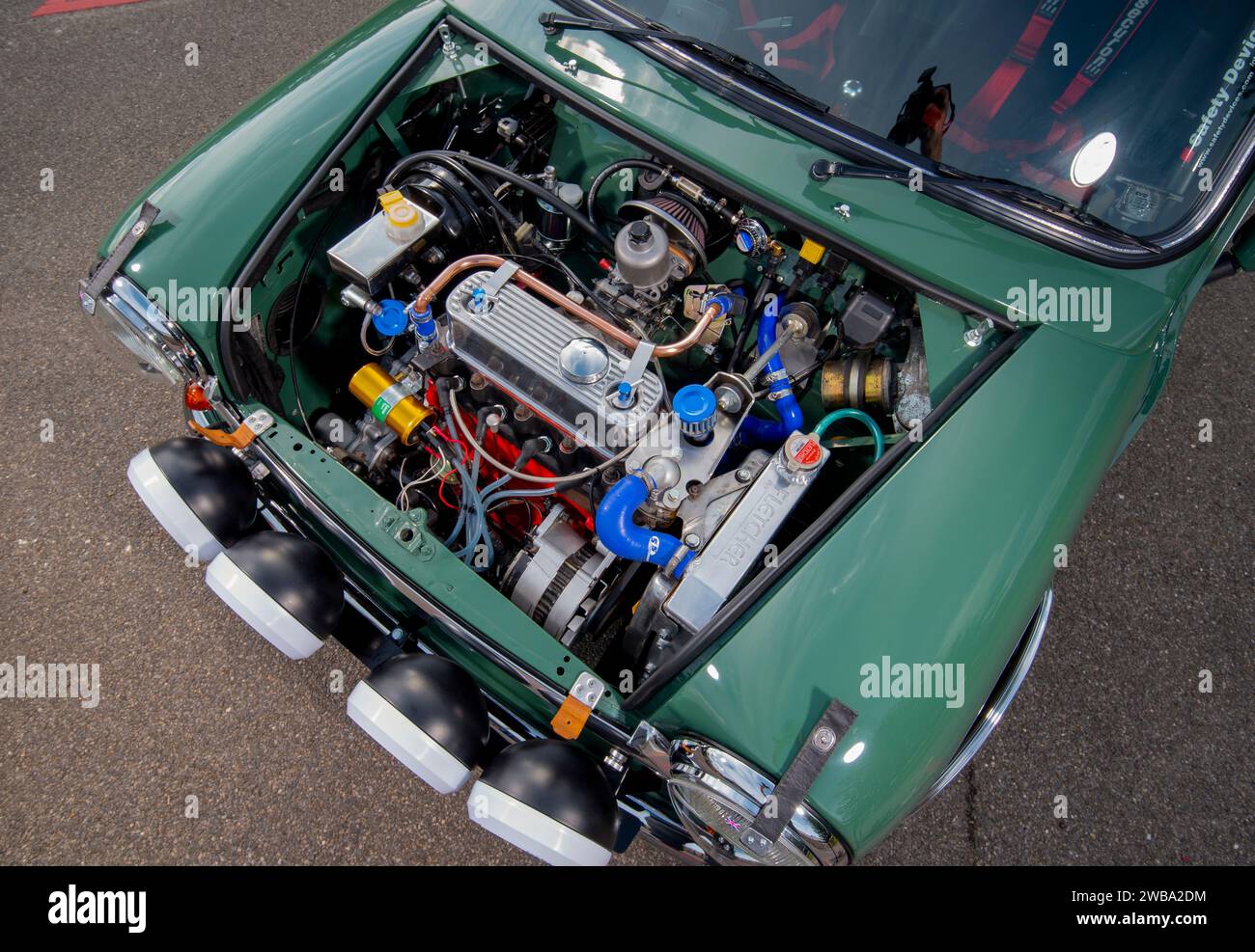Rover mini engine hi-res stock photography and images - Alamy