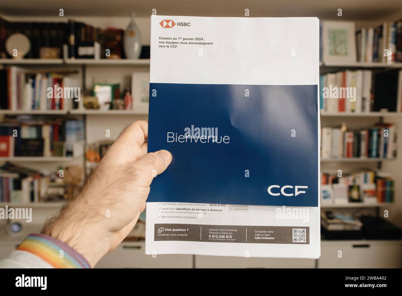 Paris, France - Dec 20, 2023: A formal welcome letter for HSBC France ...