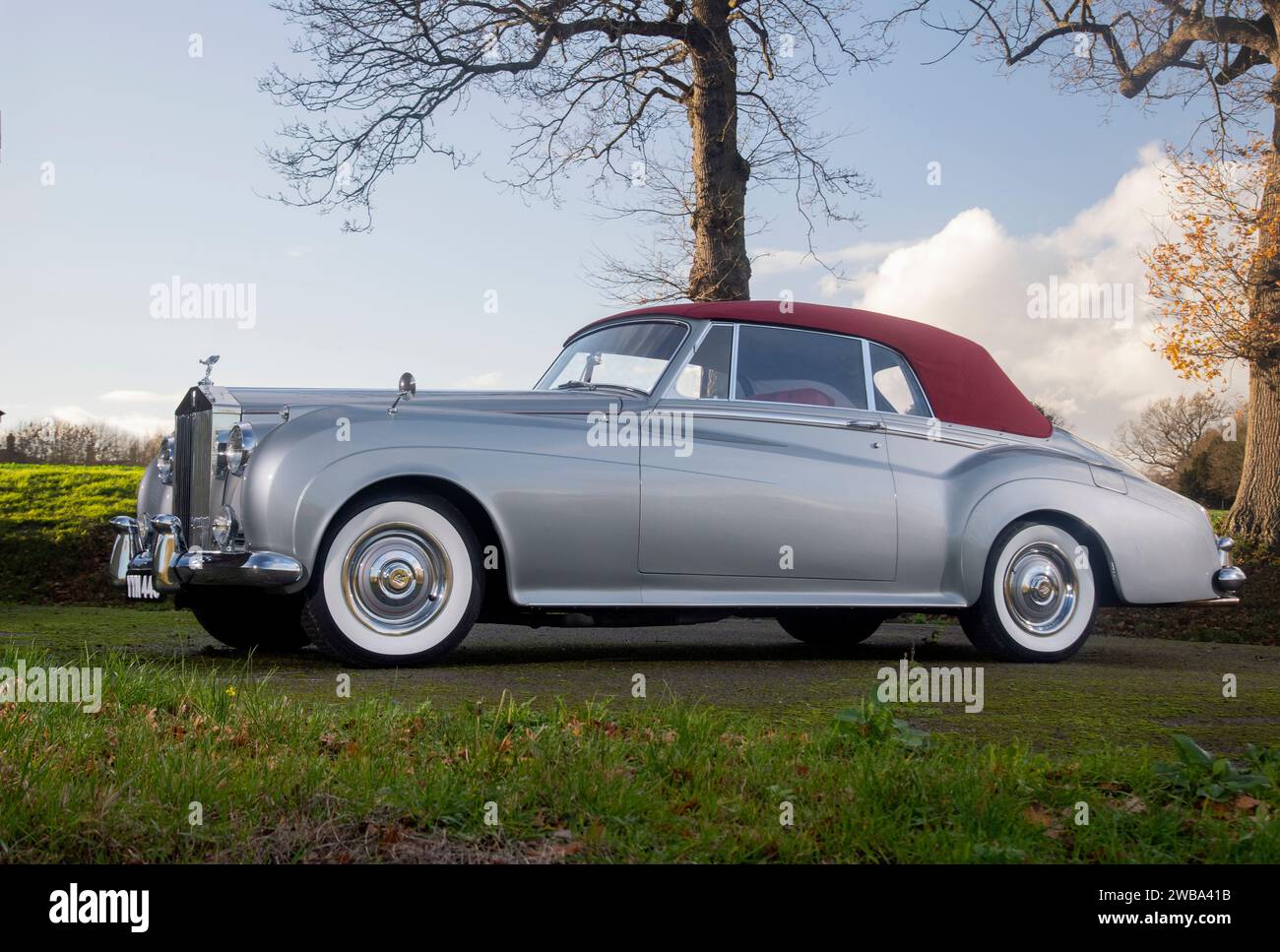 1960 Rolls Royce Silver Cloud convertible classic british car Stock ...