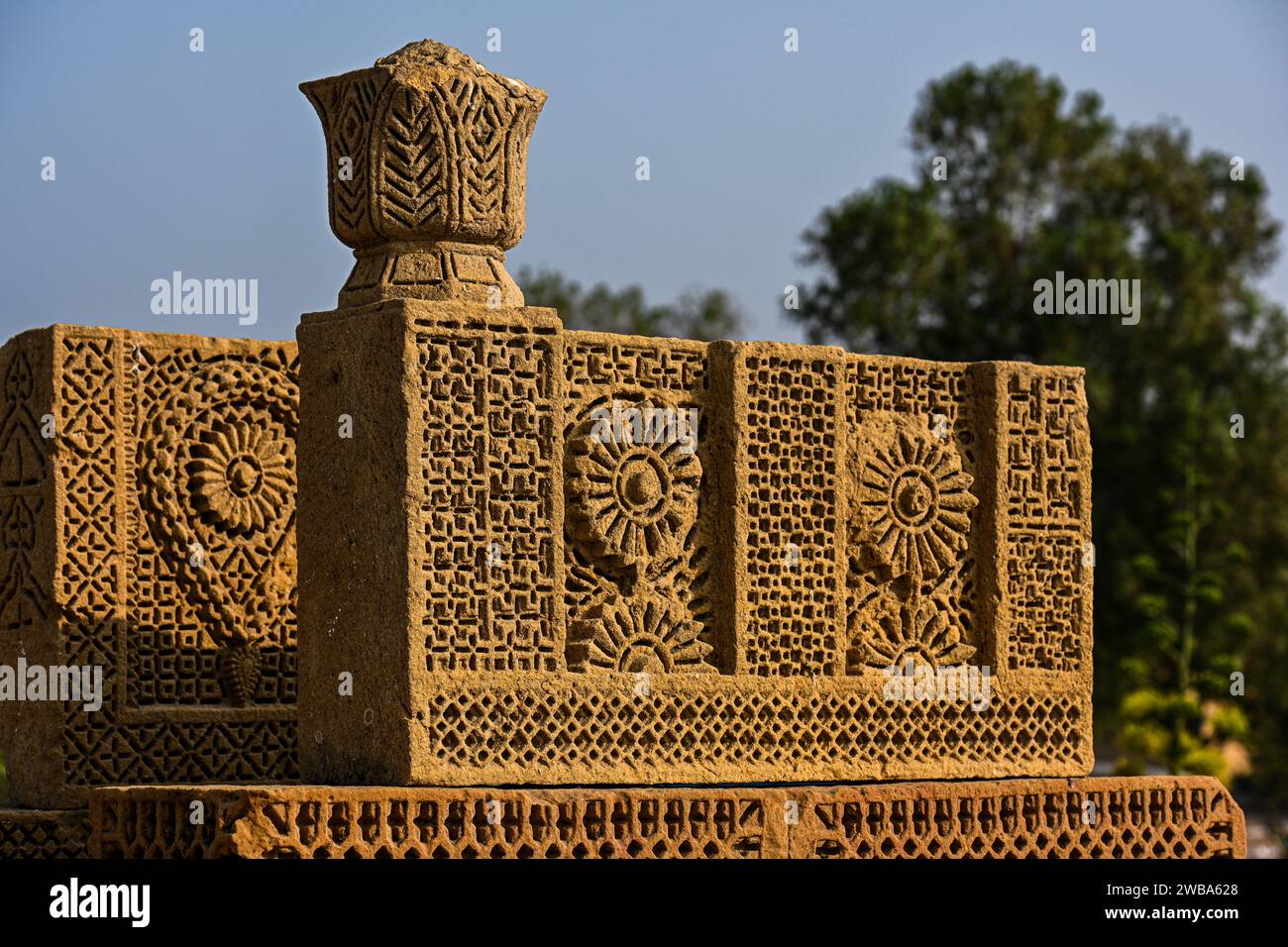 Elaborative details hi-res stock photography and images - Alamy