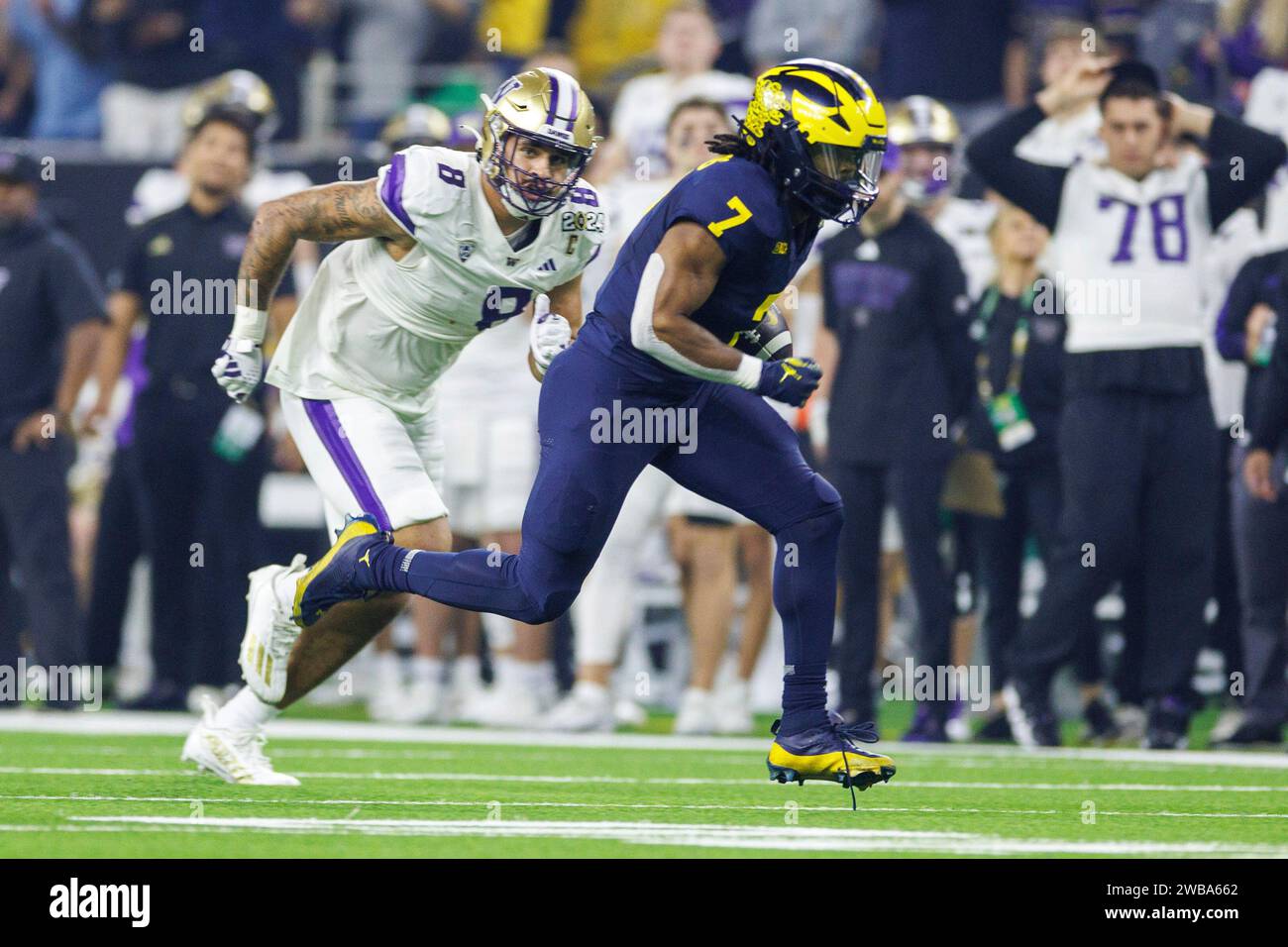 January 08, 2024: Michigan running back Donovan Edwards (7) runs with ...