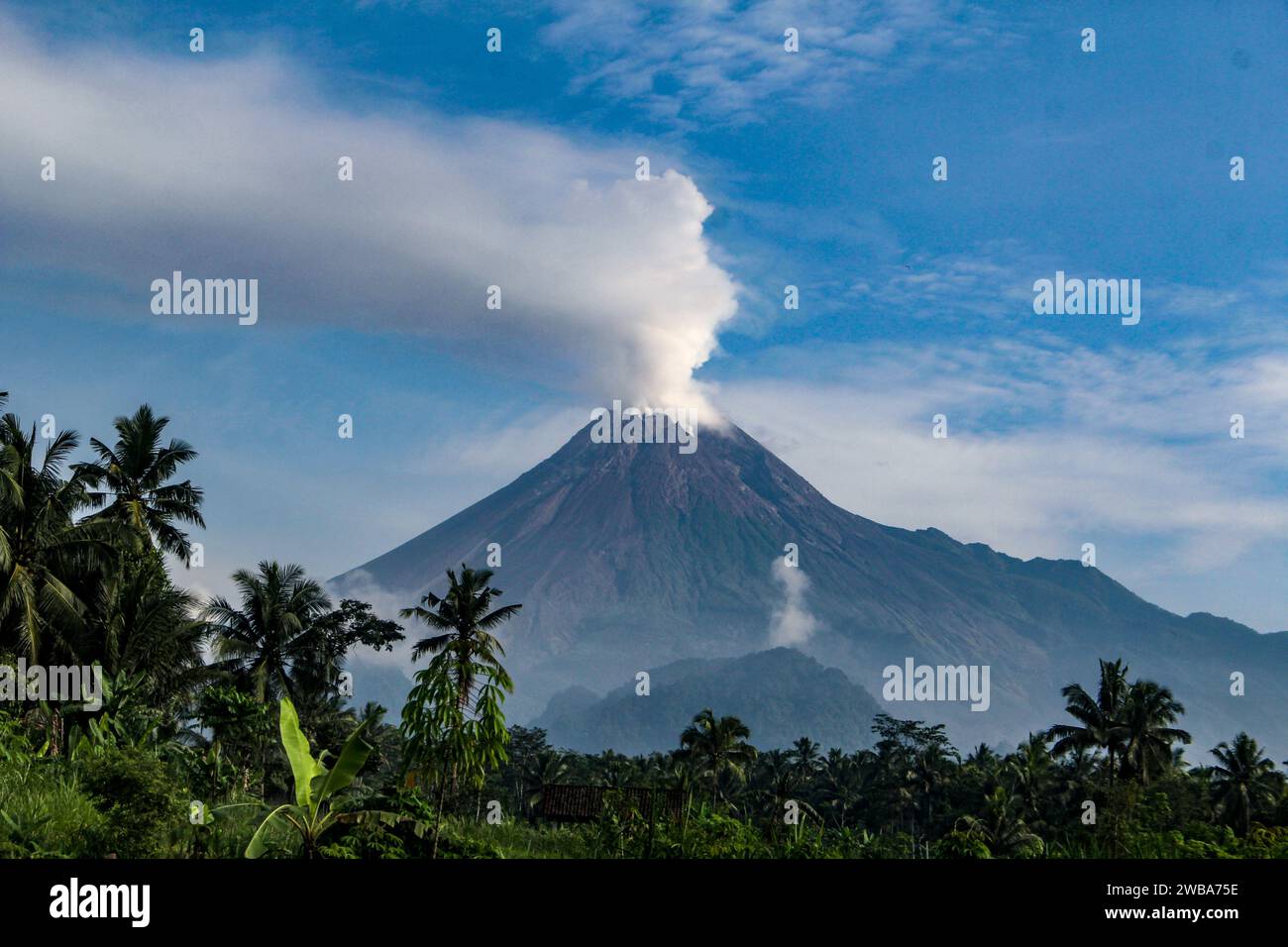 Sleman, Yogyakarta, Indonesia. 9th Jan, 2024. Mount Merapi was seen ...