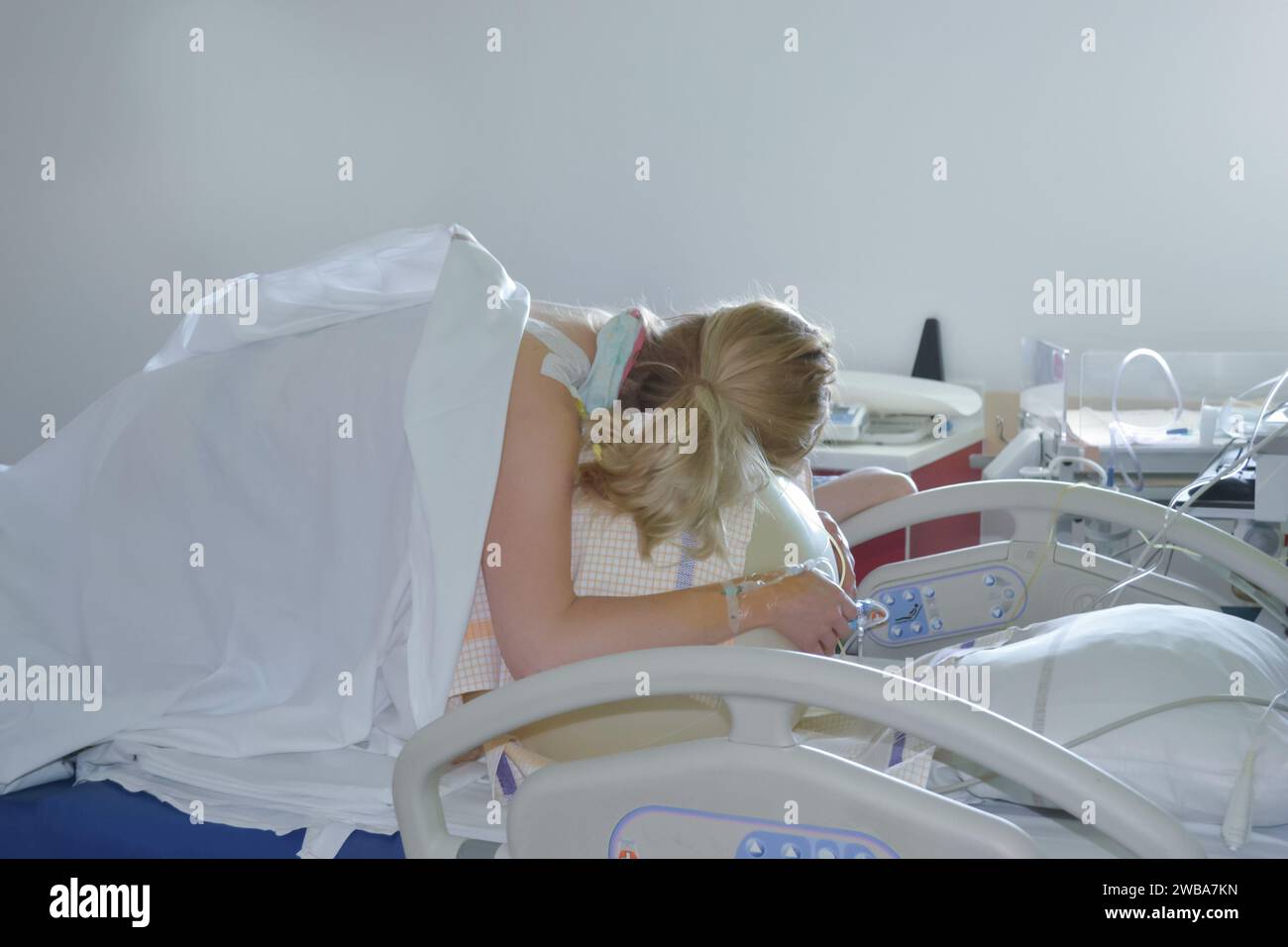 Contractions pregnant ball hi-res stock photography and images - Alamy