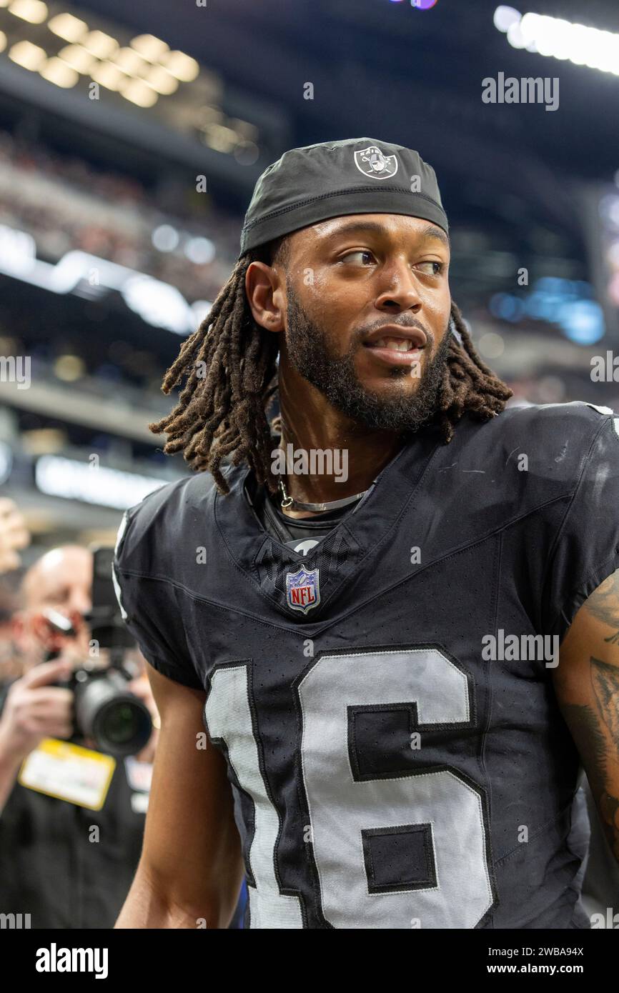 Las Vegas Raiders wide receiver Jakobi Meyers (16) exits the field ...