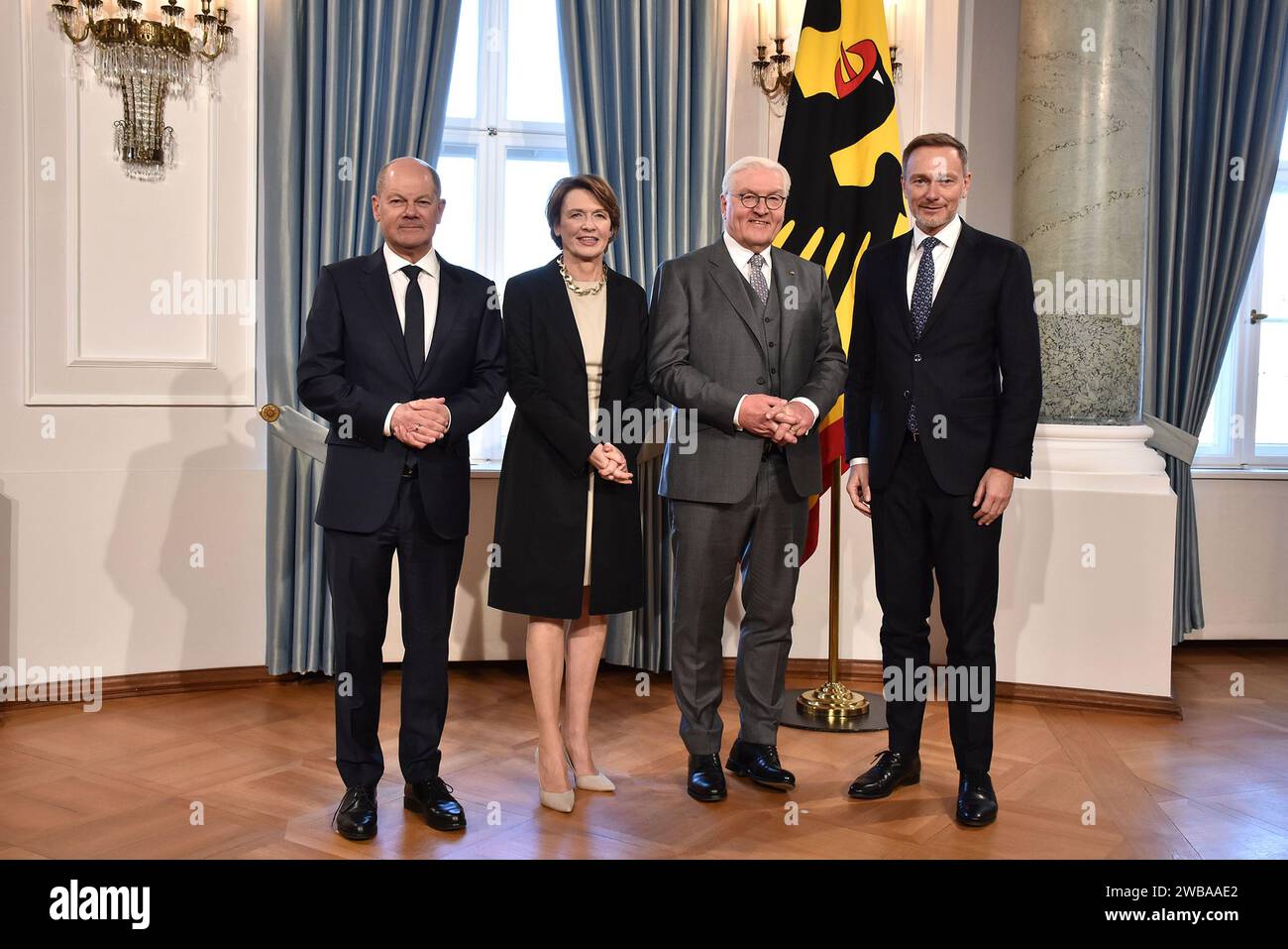 Bundeskanzler Olaf Scholz, First Lady Elke Buedenbender ...