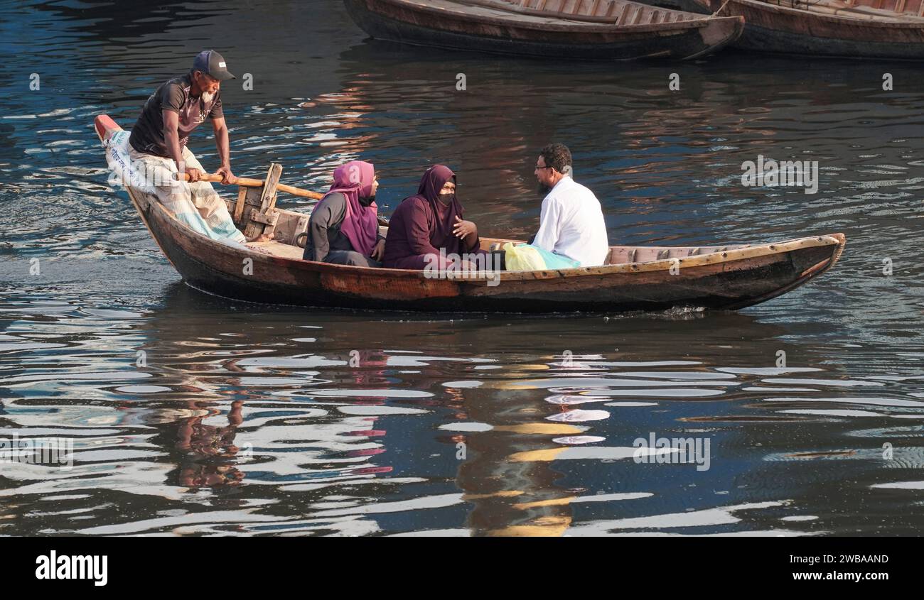 Fährboote hi-res stock photography and images - Alamy