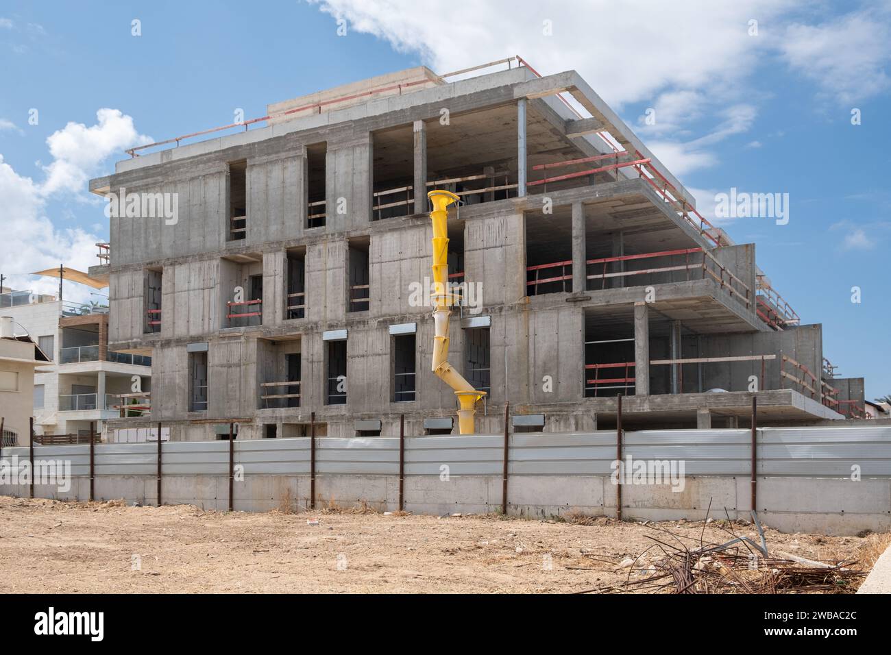 sturdy pipe designed for the efficient discharge of streamlines ...