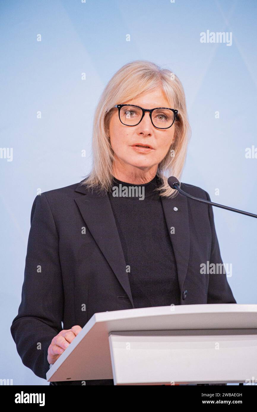 Munich, Germany. 09th Jan, 2024. Ulrike Scharf ( CSU ), Deputy Minister ...