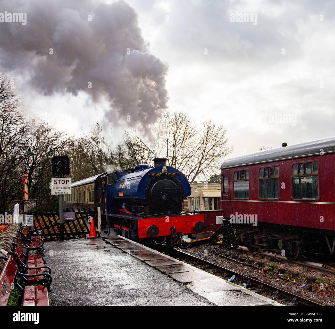 Avon valley heritage steam train Wimblebury Hunslet engine No.3839 ...