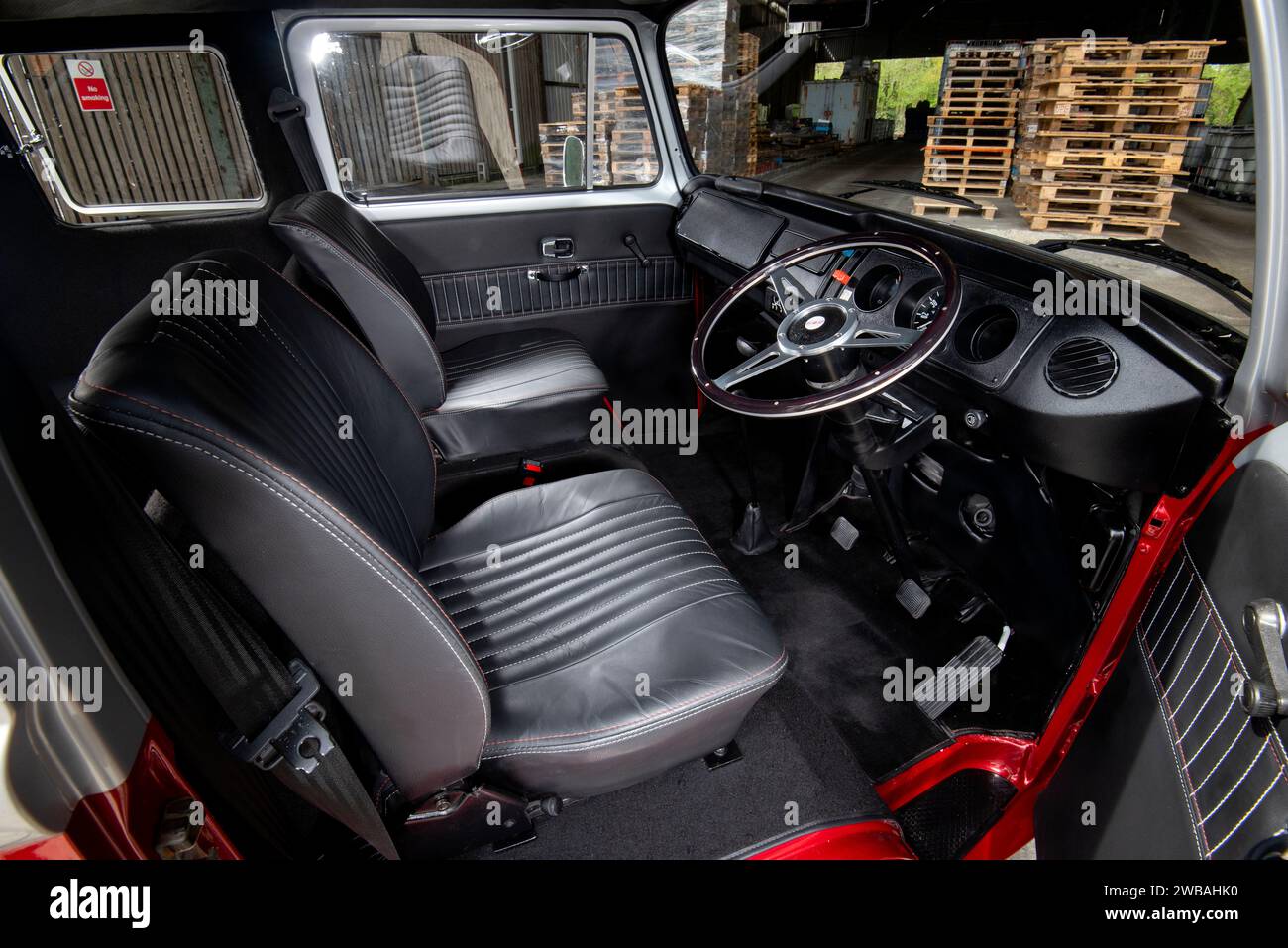 VW Type 2 Bay Window double cab pick up truck Stock Photo - Alamy