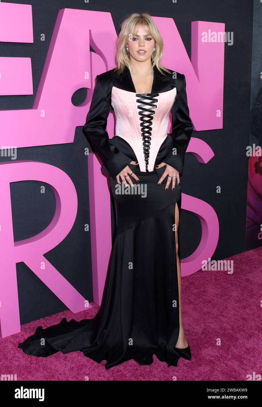 Mean girls 2024 rapp hi-res stock photography and images - Alamy