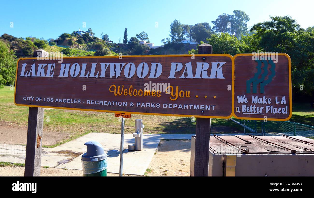 Hollywood (Los Angeles) California: Lake Hollywood Park located at 3160 ...