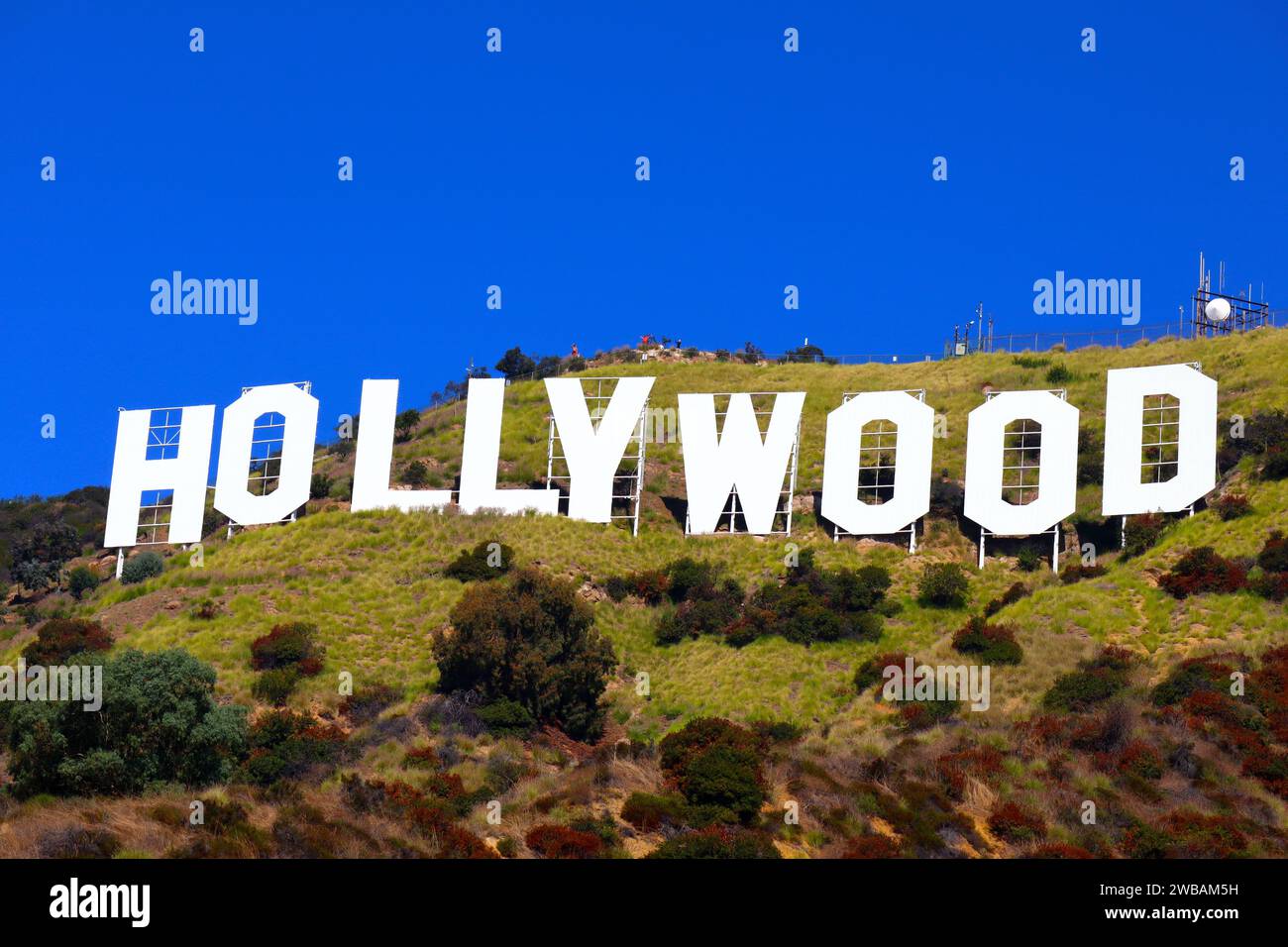 Hollywood (Los Angeles) California: The world famous landmark HOLLYWOOD ...