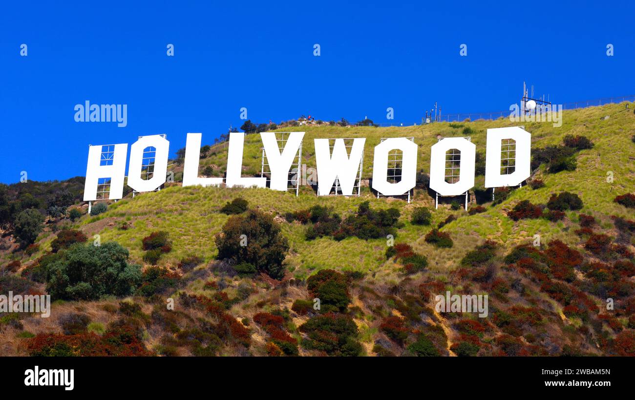 Hollywood (Los Angeles) California: The world famous landmark HOLLYWOOD ...