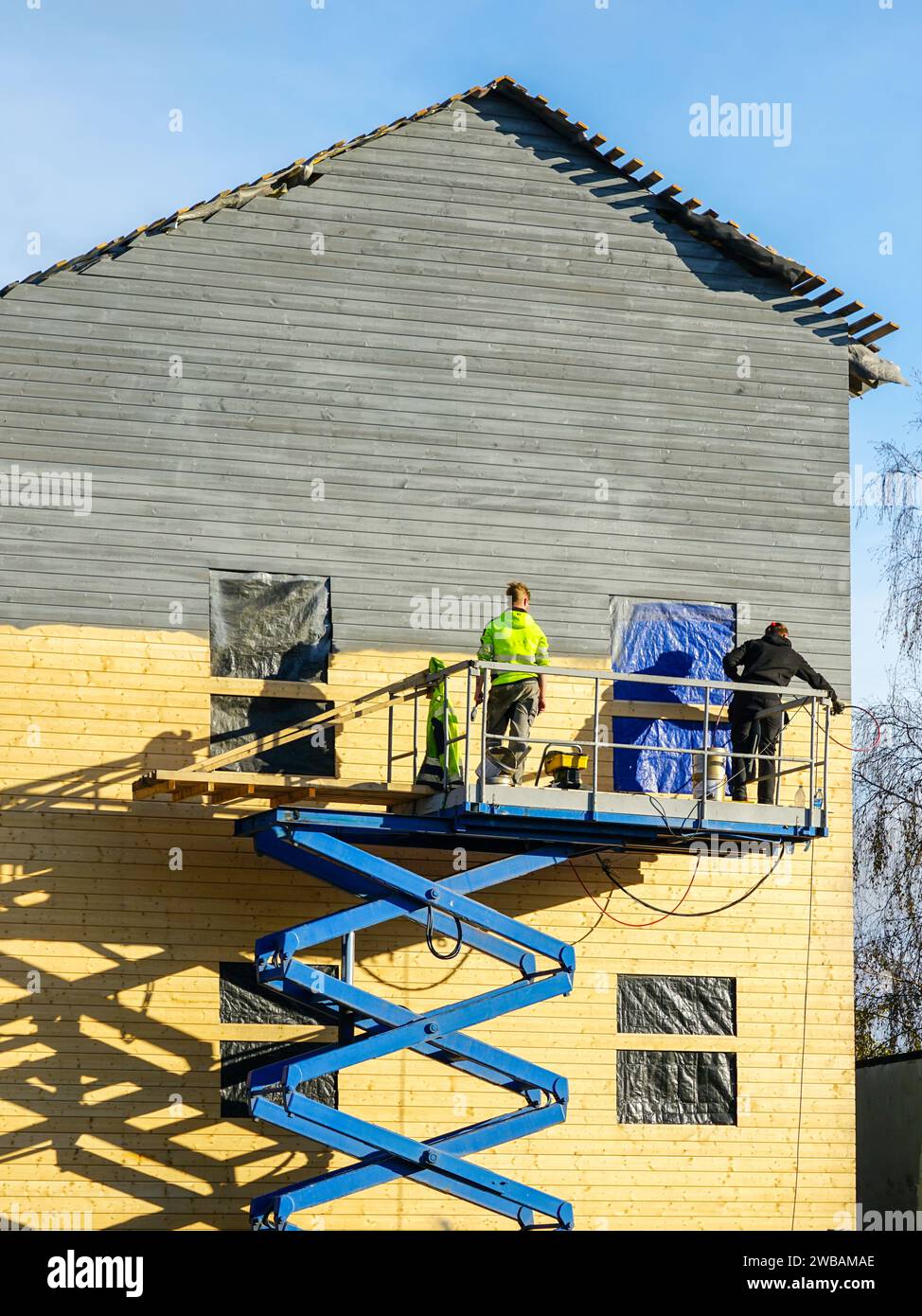 Scissor Lift For Painting House at Michael Schiller blog