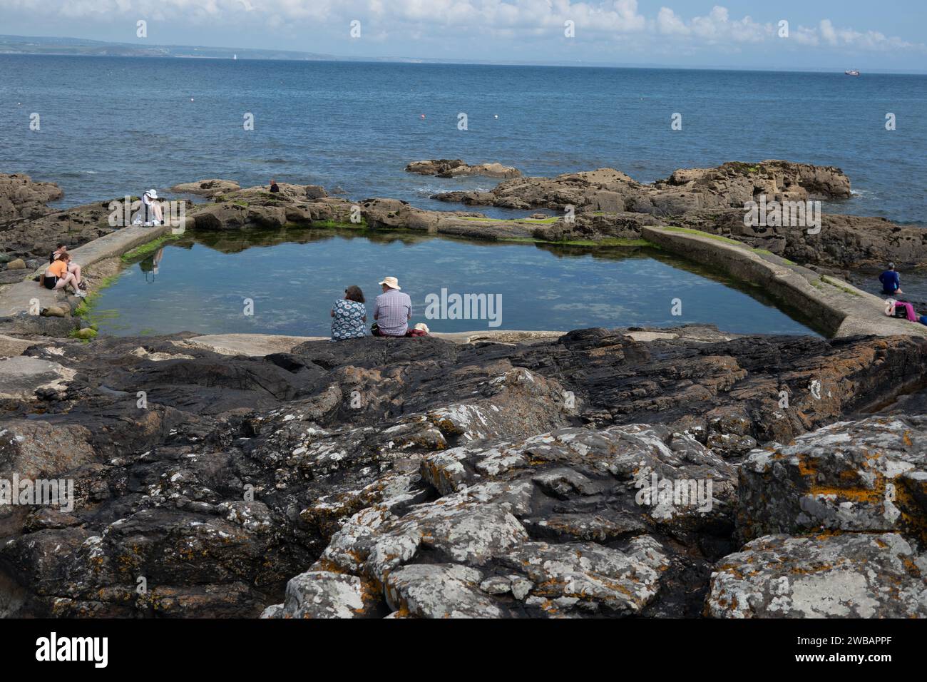 Tidal swimming pool hi-res stock photography and images - Alamy
