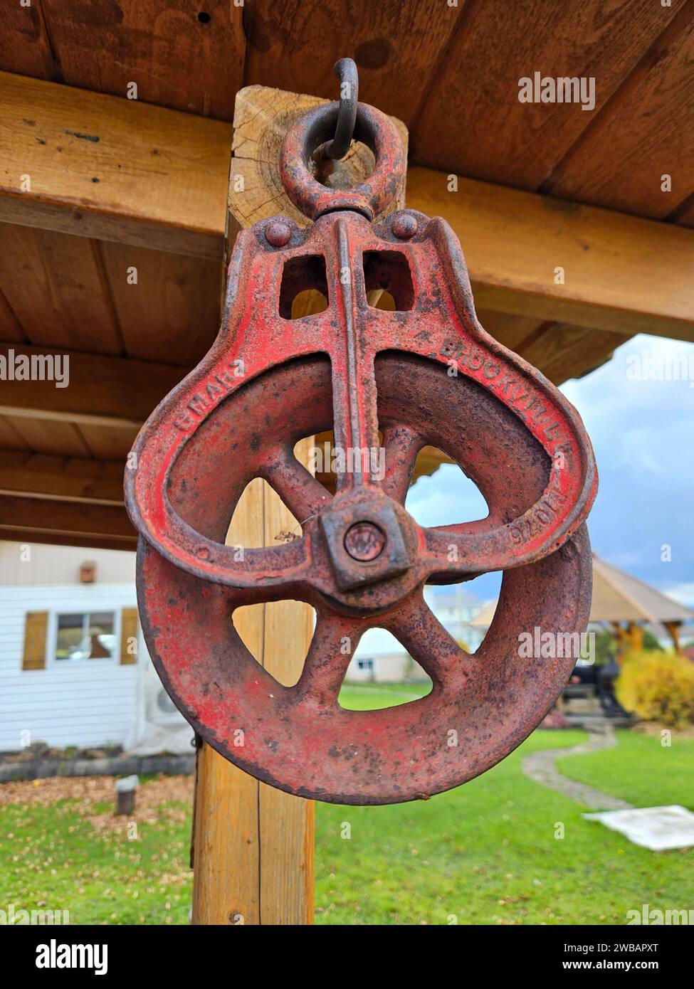 Antique pulley system store