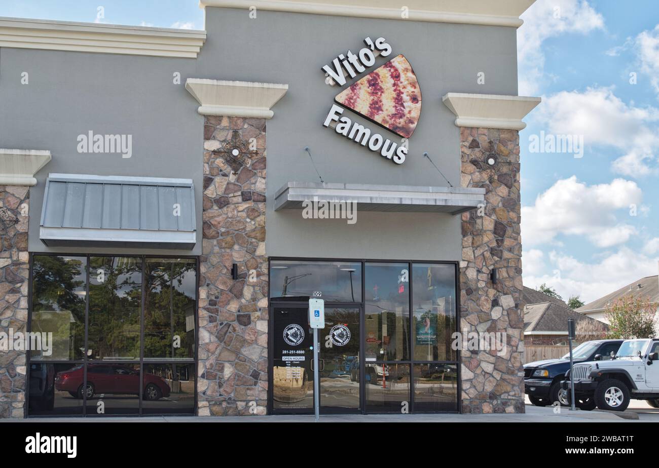 Vitos famous pizza hi-res stock photography and images - Alamy