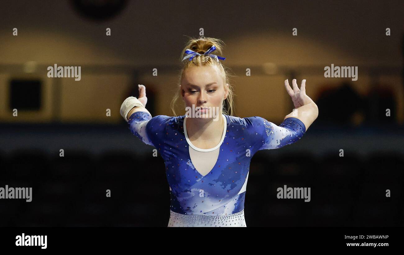 Auburn's Hannah Hagle competes on the balance beam during an NCAA ...