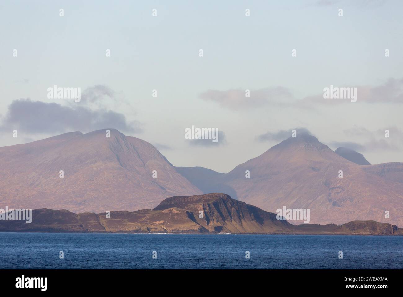 Muck island scotland hi-res stock photography and images - Alamy