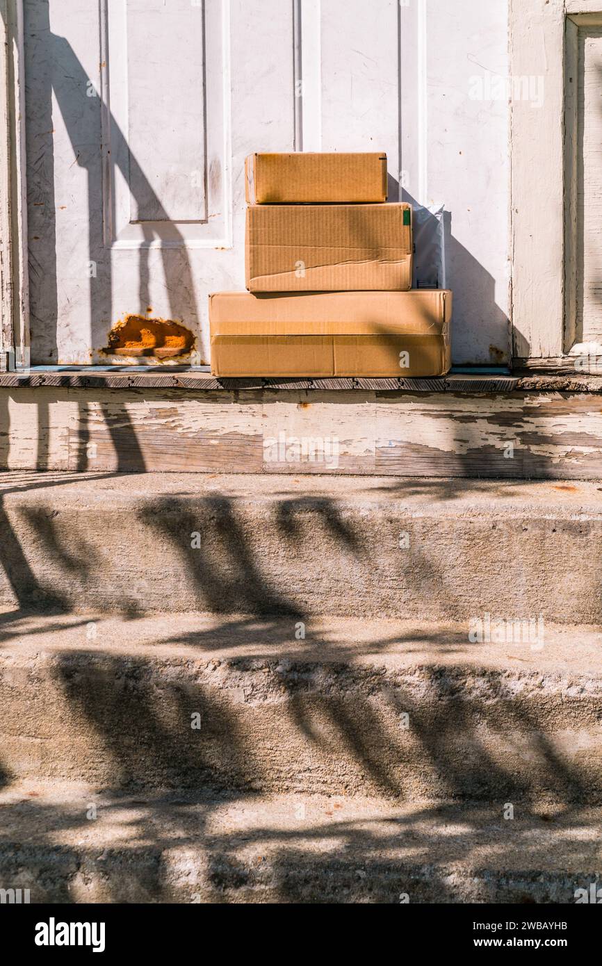 Doorsteps hi-res stock photography and images - Alamy