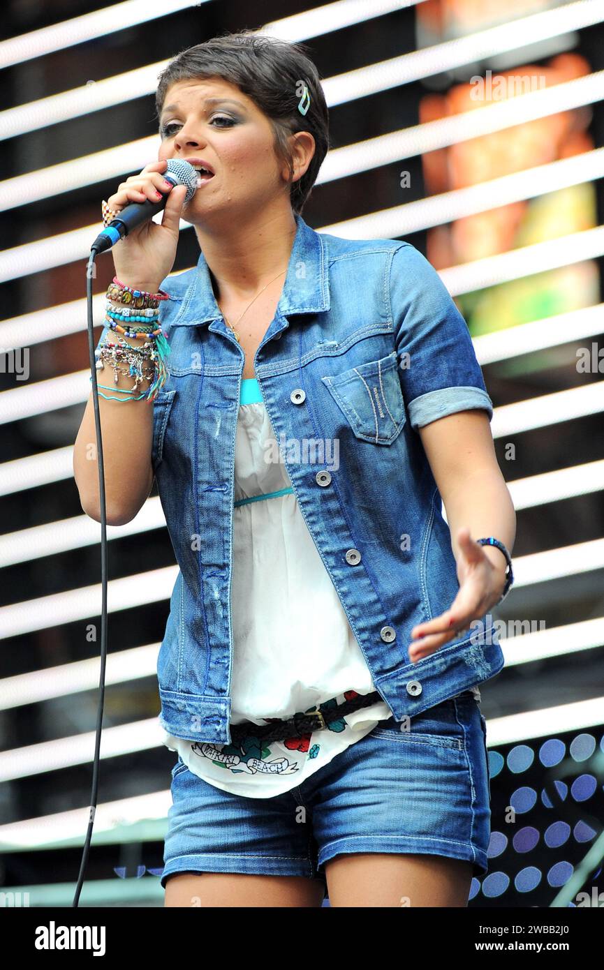 Alessandra amoroso cantante italiana hi-res stock photography and ...