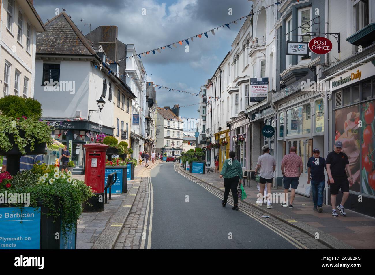 Pretty old street Barbican Plymouth Devon England Stock Photo - Alamy