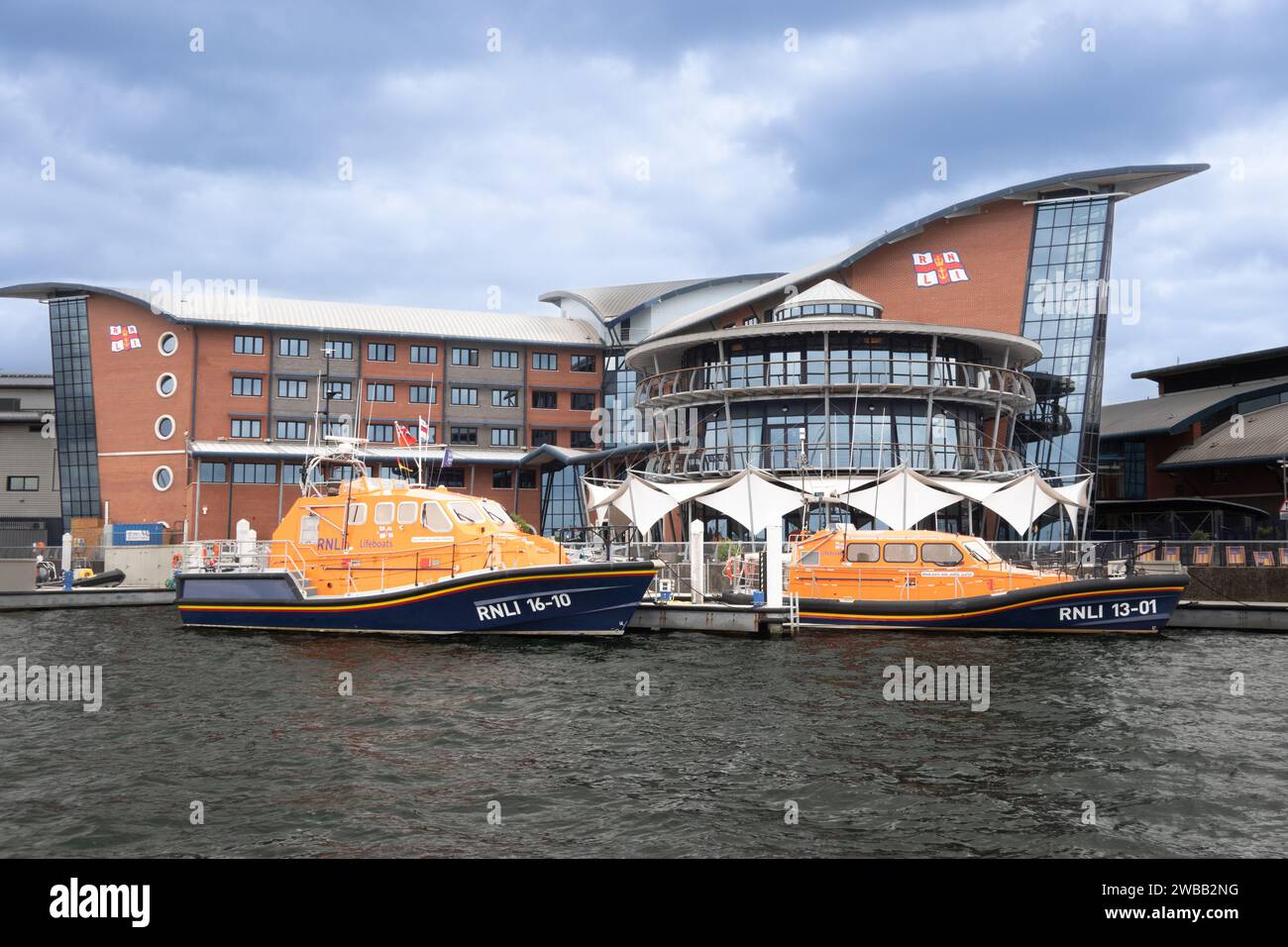 Head office headquarters head quarters hi-res stock photography and ...