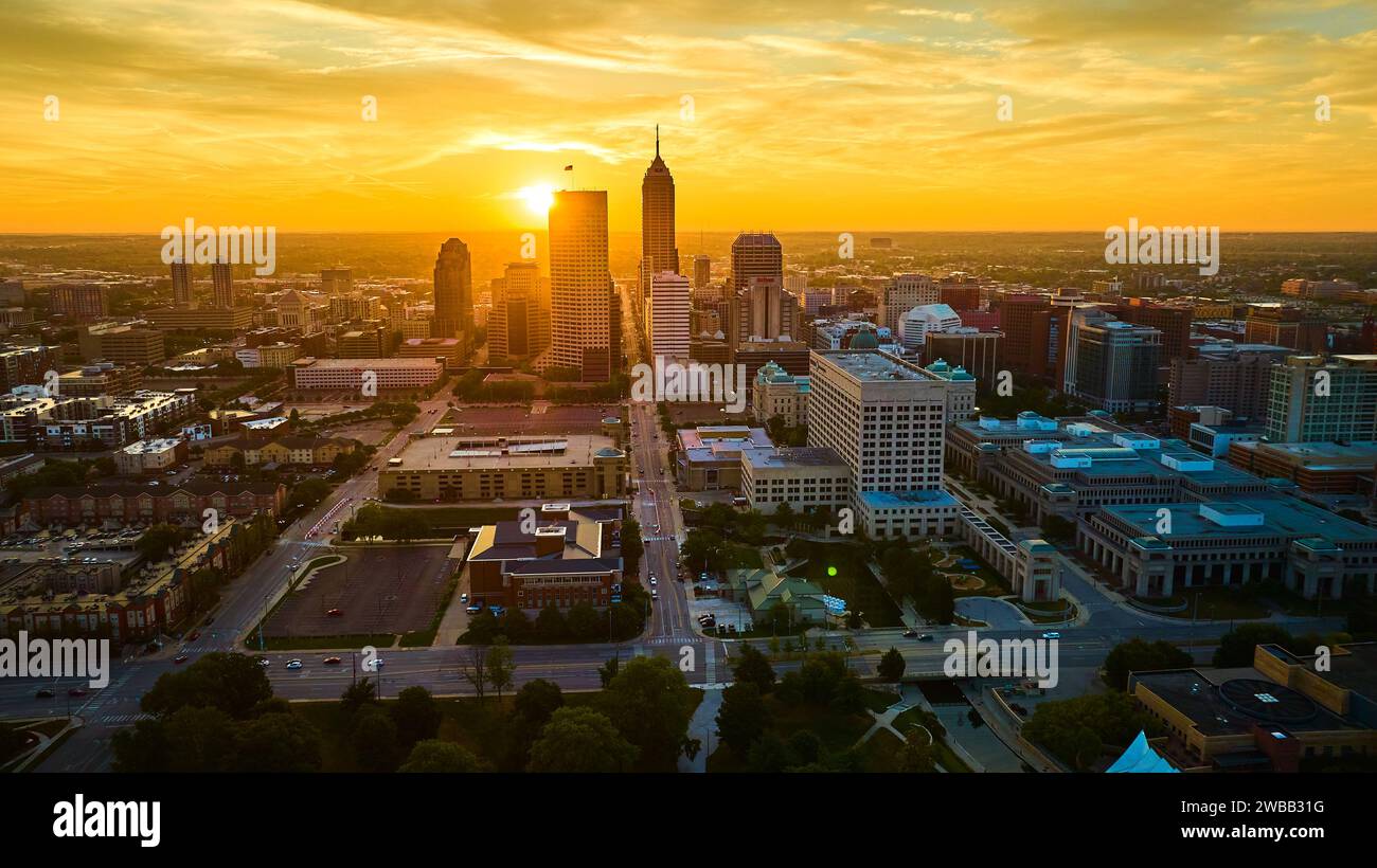 Aerial Golden Hour Sunset Over Indianapolis Skyline Stock Photo - Alamy