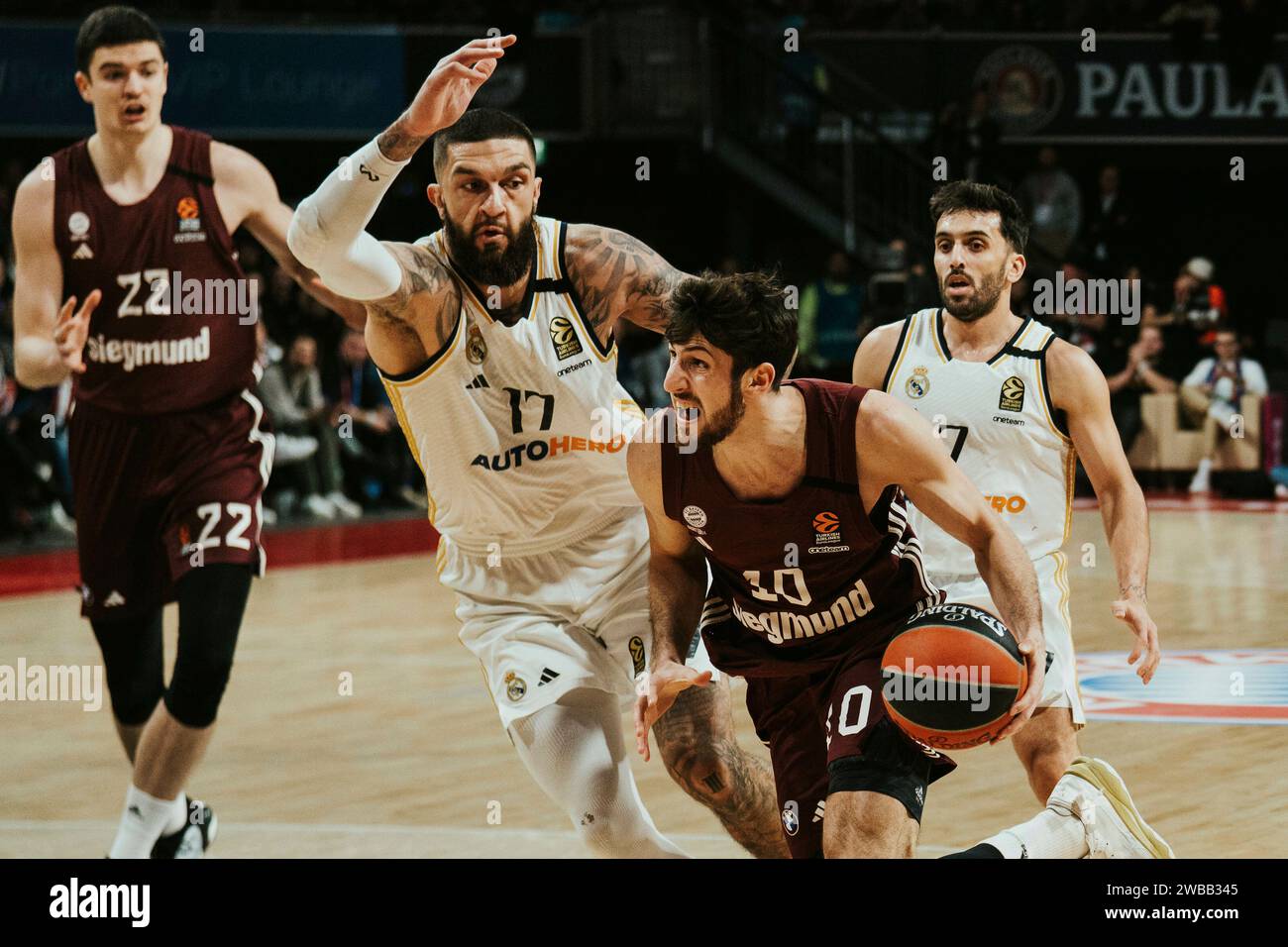 Muenchen, Deutschland. 09th Jan, 2024. Leandro Bolmaro (Fc Bayern ...