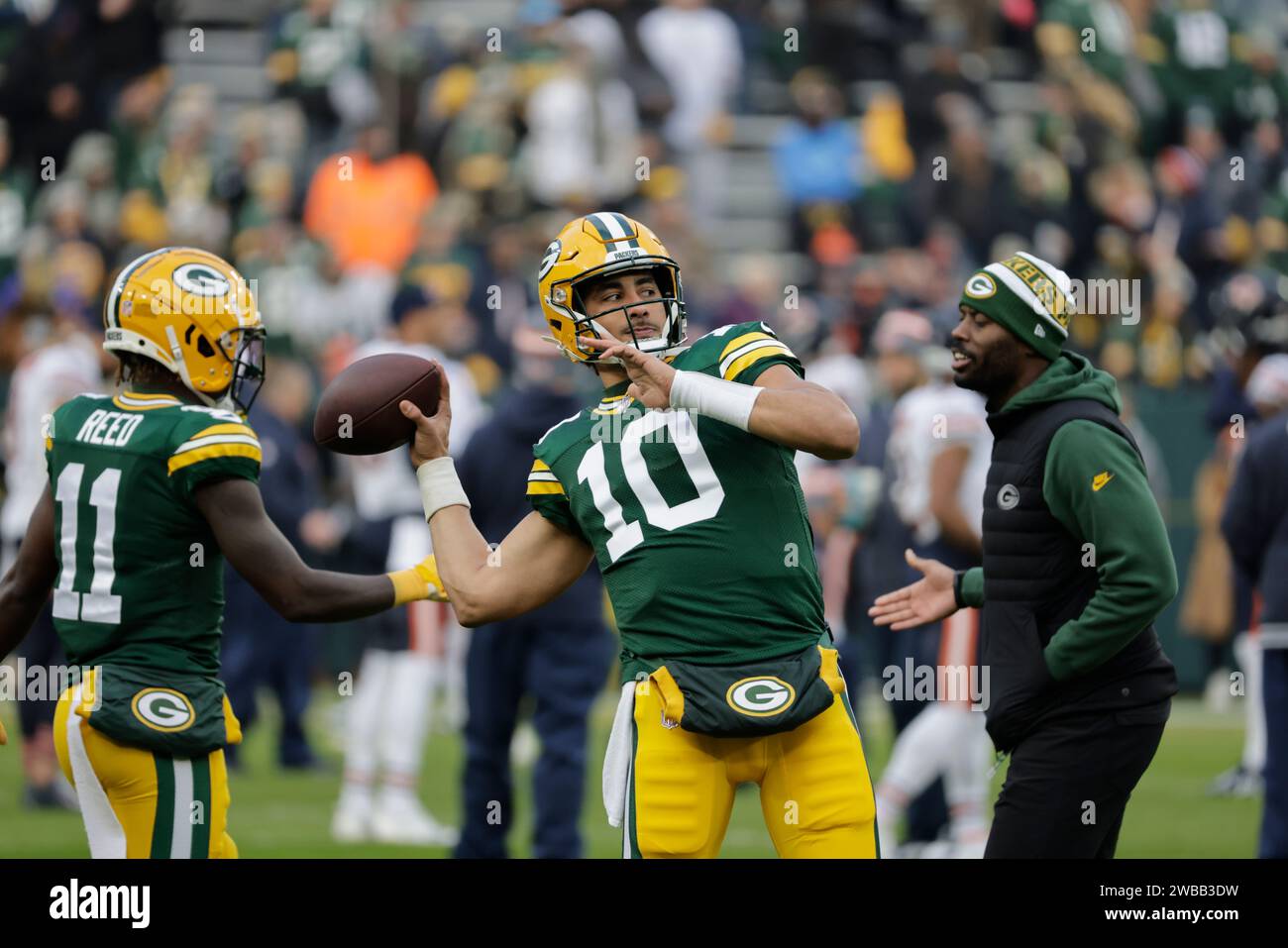 Green Bay Packers quarterback Jordan Love (10) before an NFL football ...