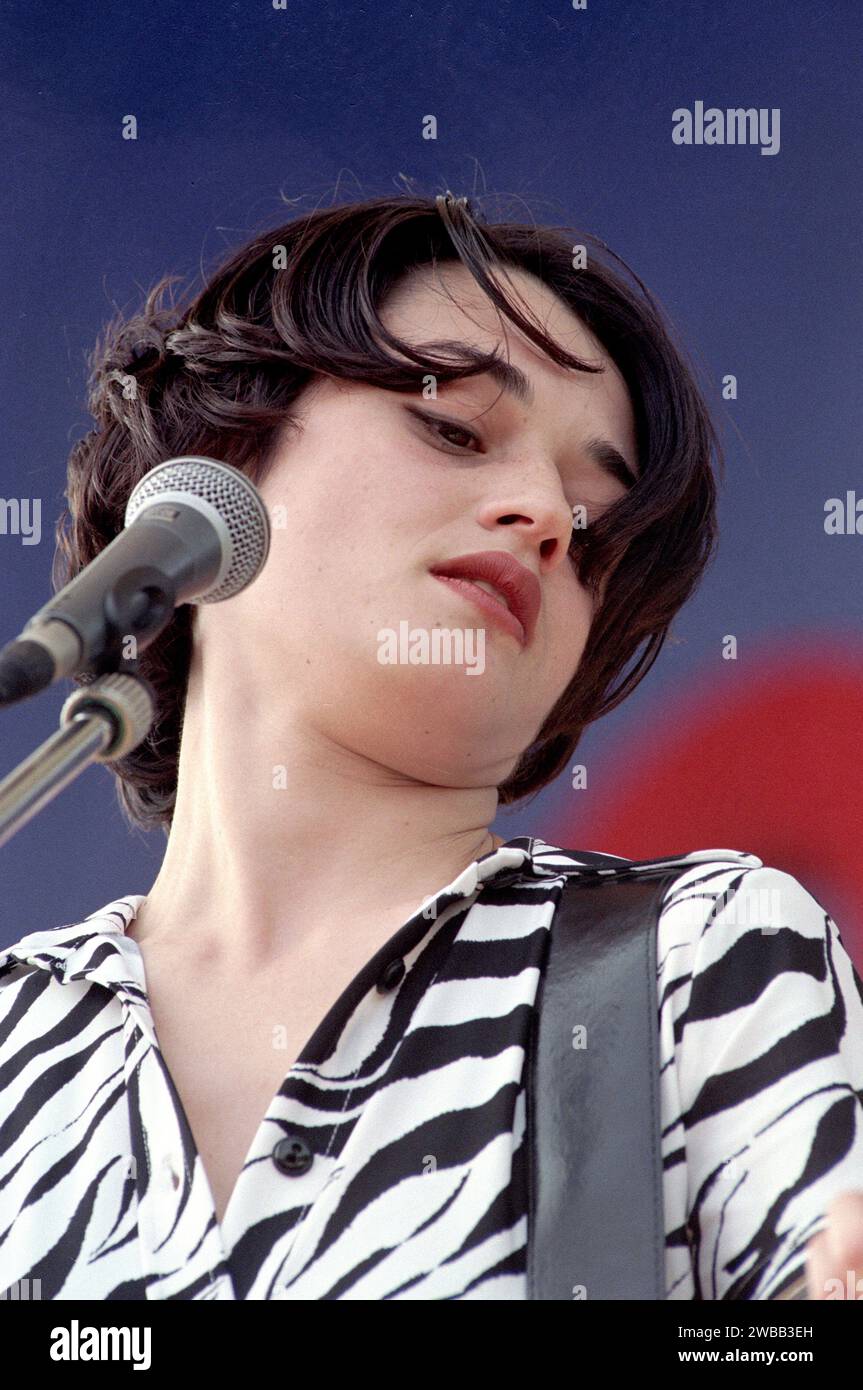 Milan Italy 1996-06-28 : Carmen Consoli, Italian singer, live concert ...