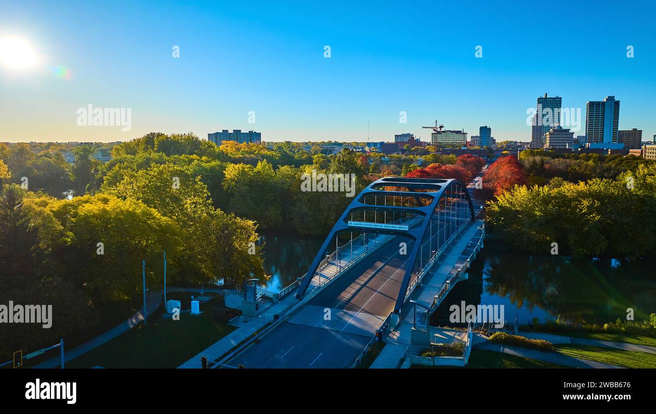 Martin luther king jr memorial bridge hi-res stock photography and ...