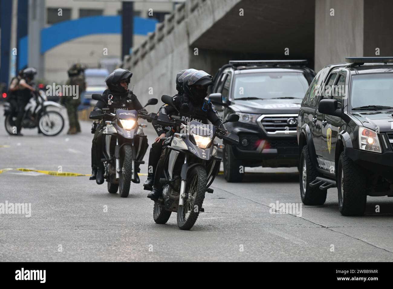 Guayaquil, Ecuador. 09th Jan, 2024. Police surround the TC television ...
