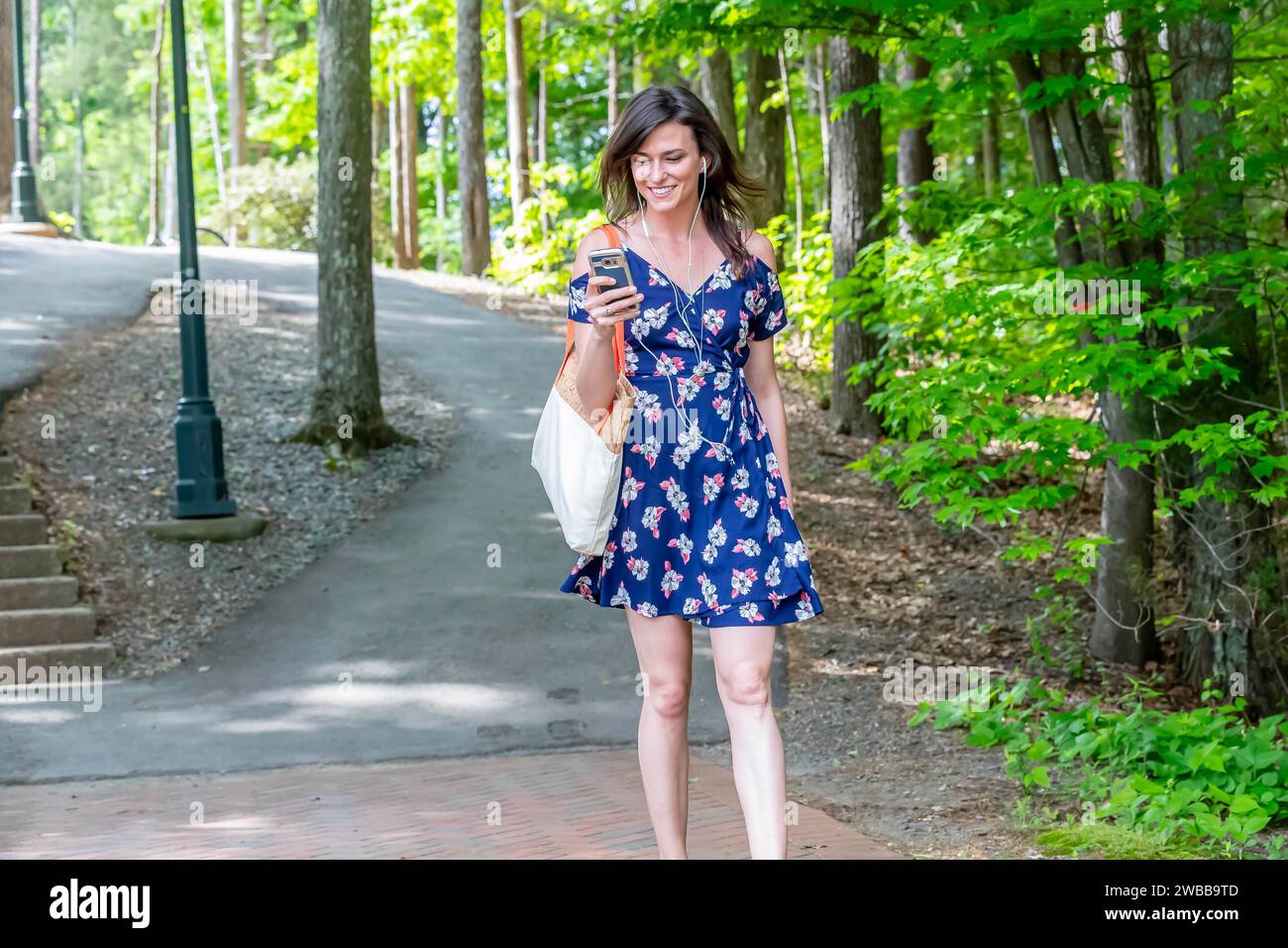 Daily routine campus hi-res stock photography and images - Alamy