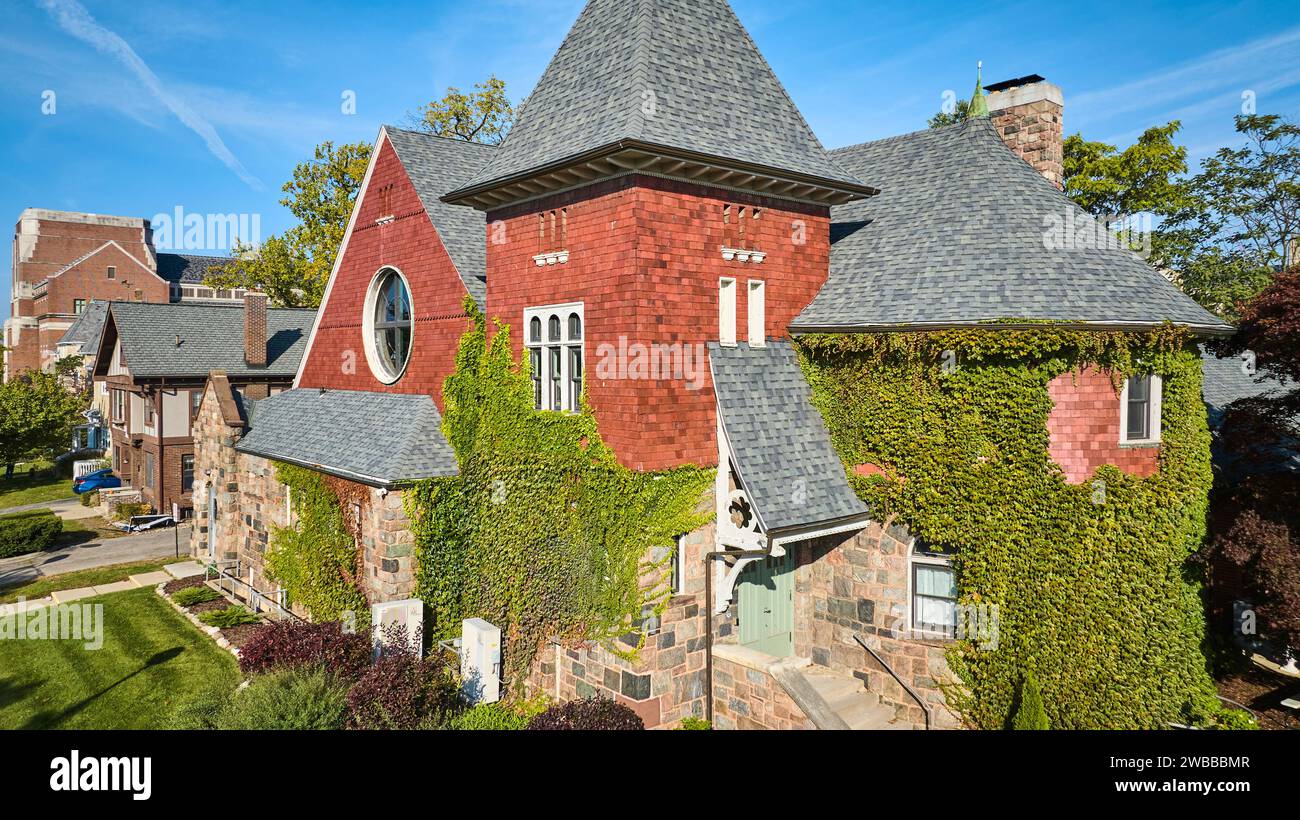 Victorian house covered in ivy hi-res stock photography and images - Alamy