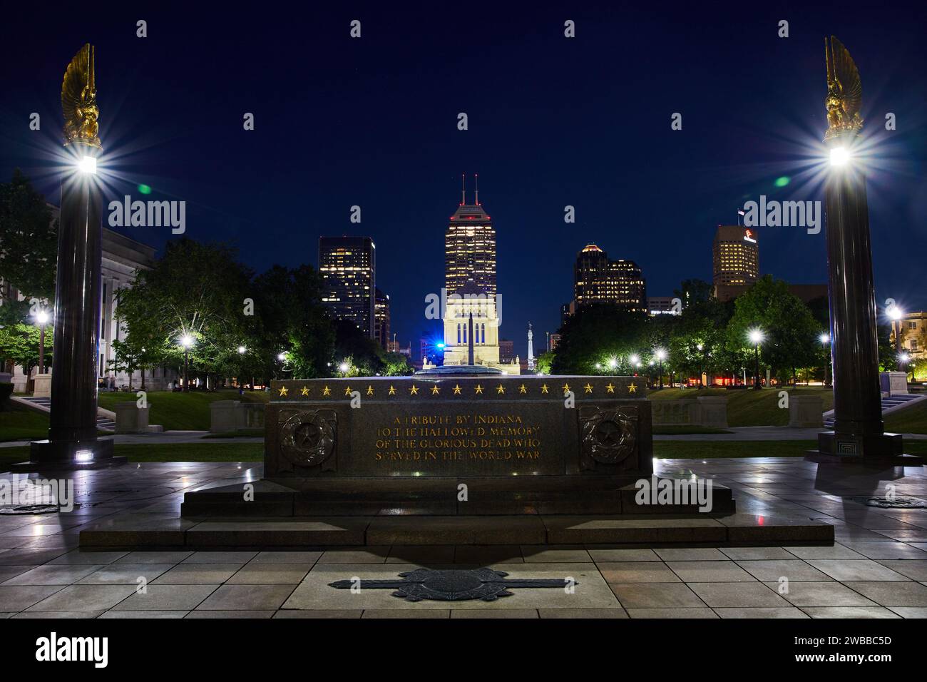 Indiana world war memorial plaza hi-res stock photography and images ...