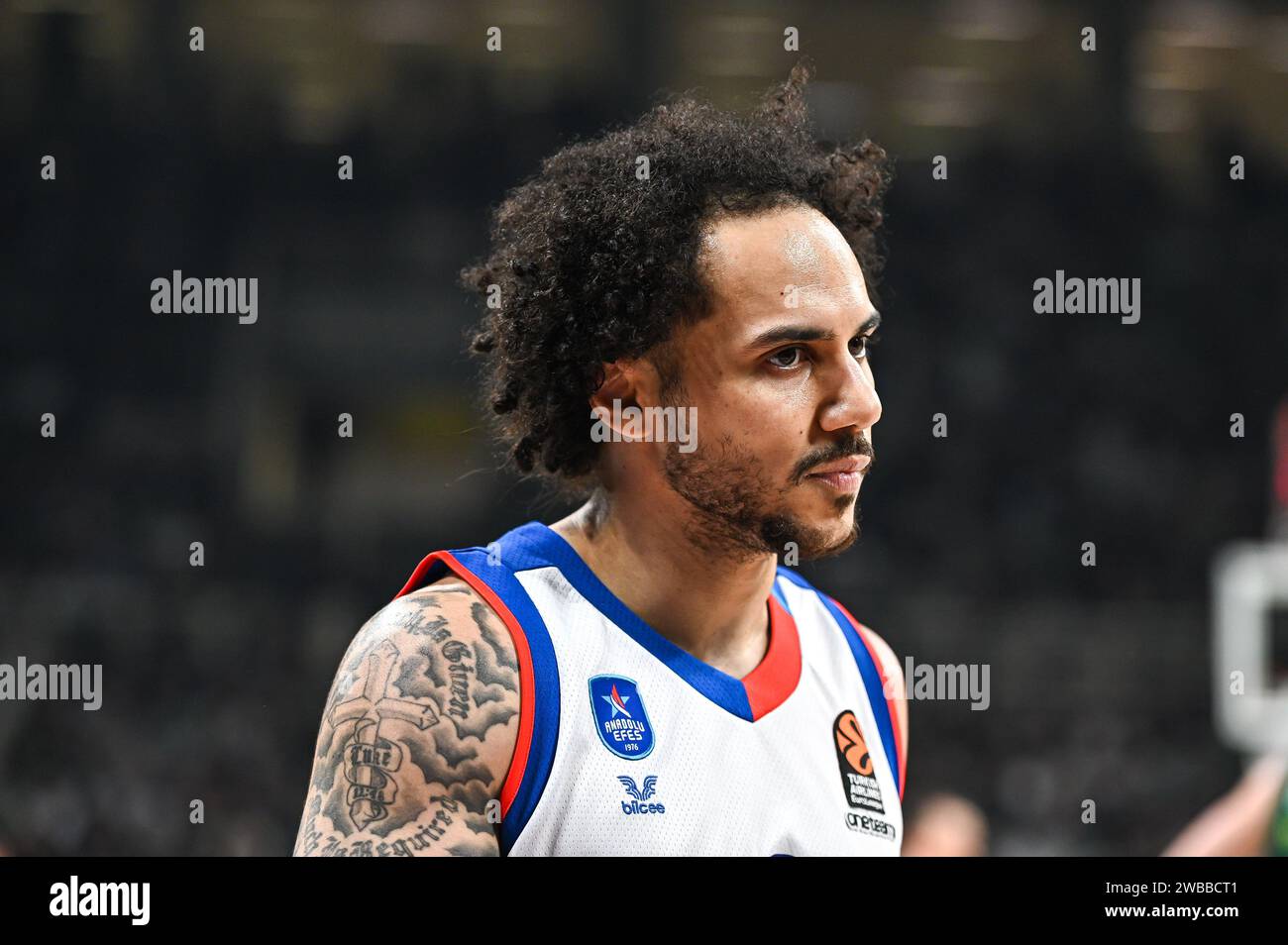 Athens, Greece. 09th Jan, 2024. 0 Shane Larkin of Anadolu Efes Istanbul ...