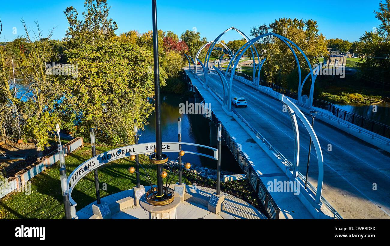 Veterans memorial bridge hi-res stock photography and images - Alamy