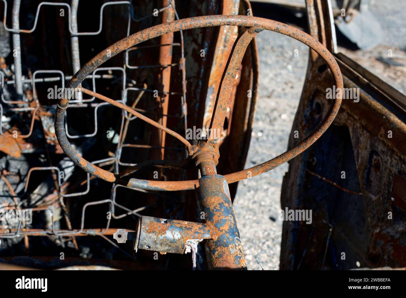 Carro desmontado hi-res stock photography and images - Alamy