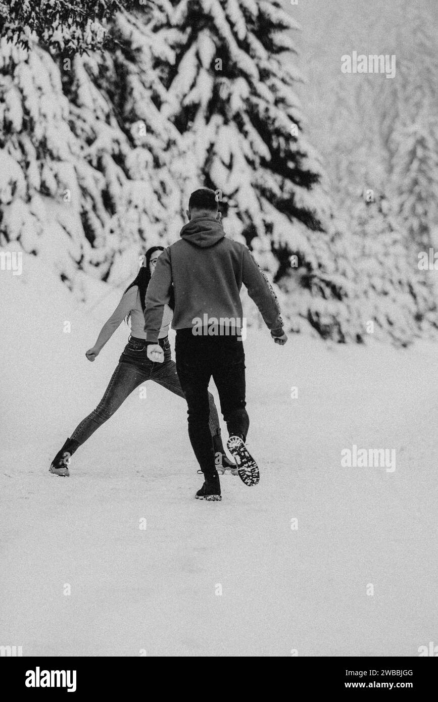 On a snowy Valentine's Day, this romantic couple shares warmth ...