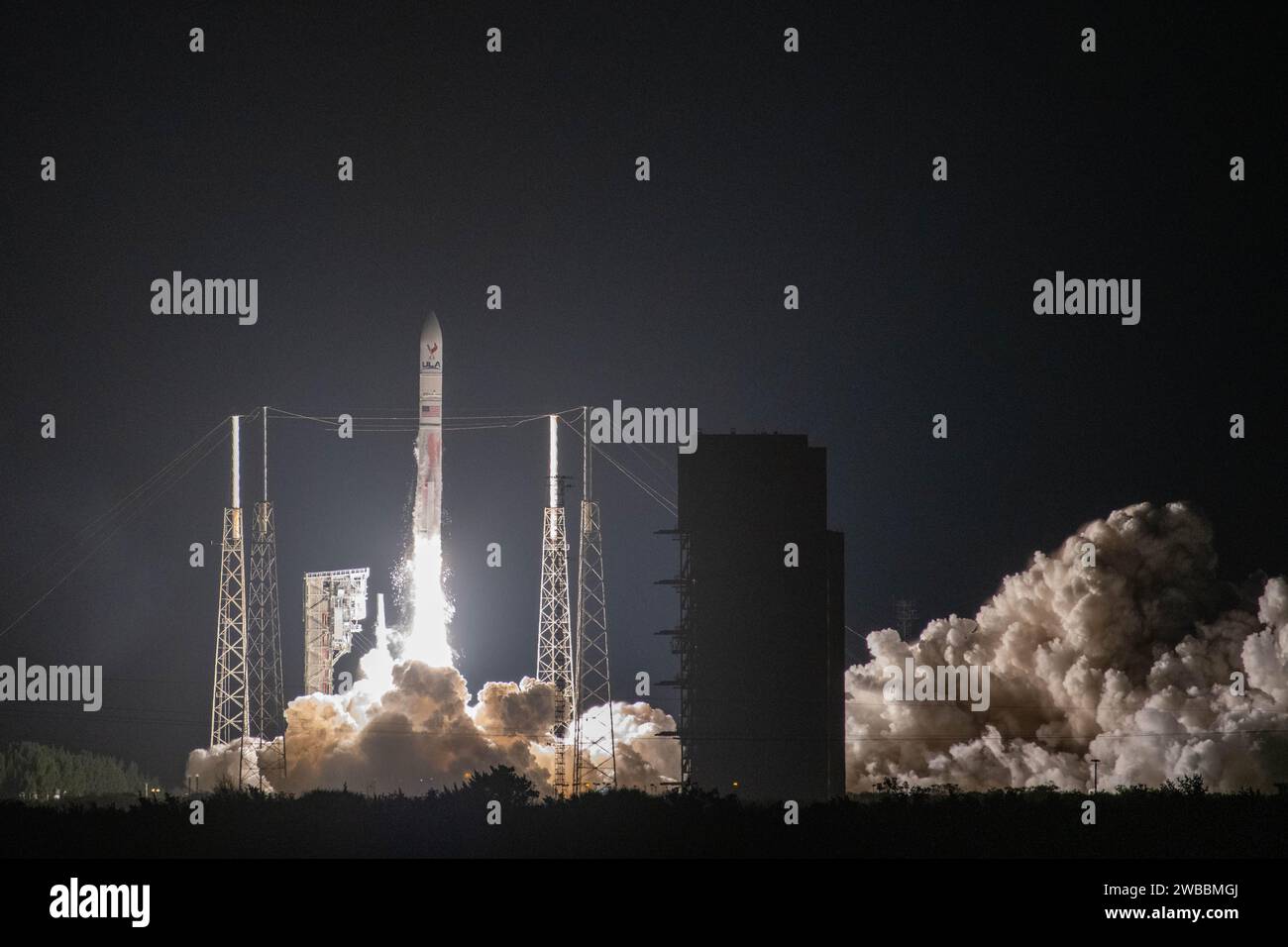 A United Launch Alliance’s Vulcan VC2S rocket launches its first ...