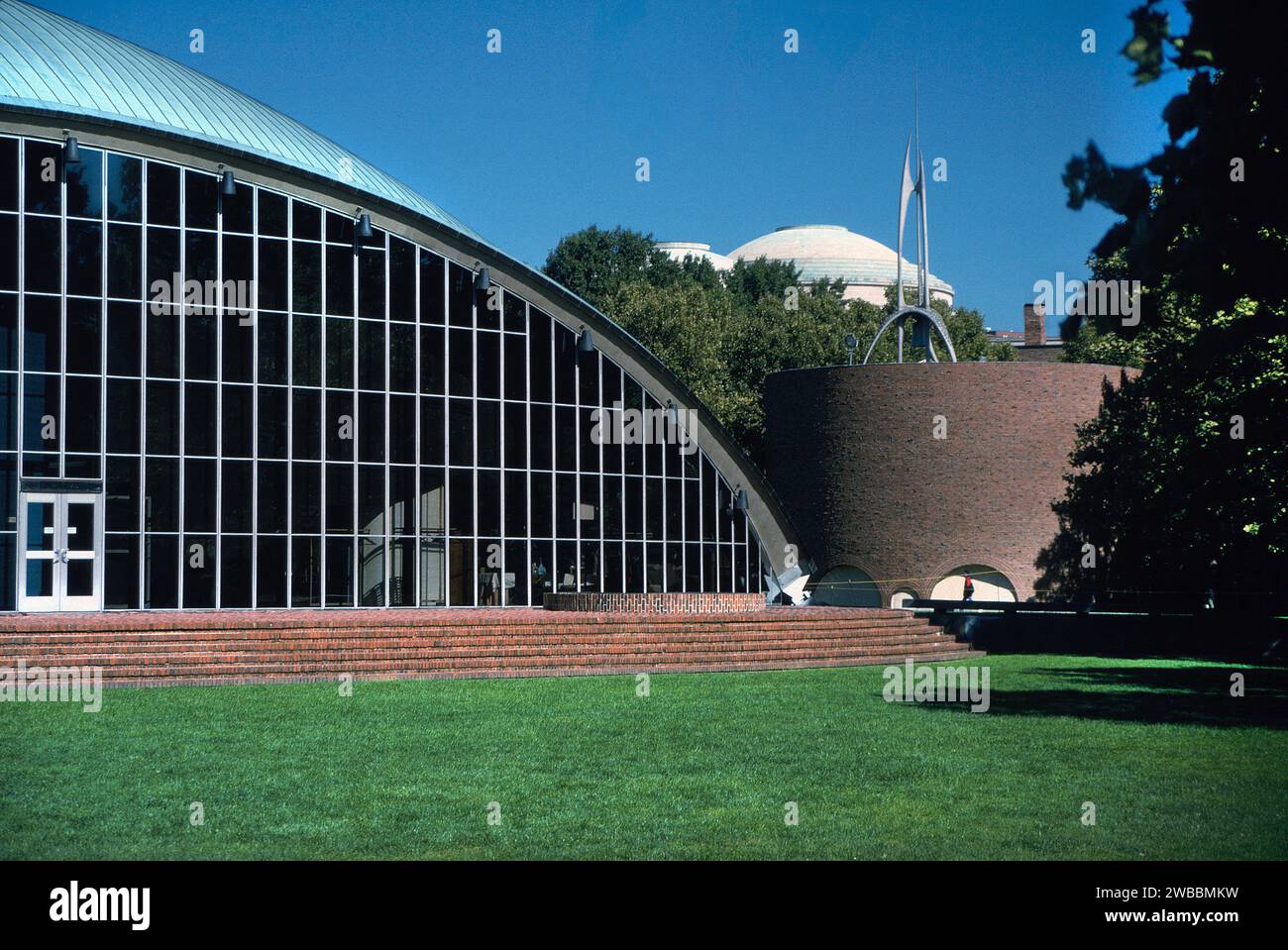 Kresge Auditorium and Chapel, Massachusetts Institute of Technology ...