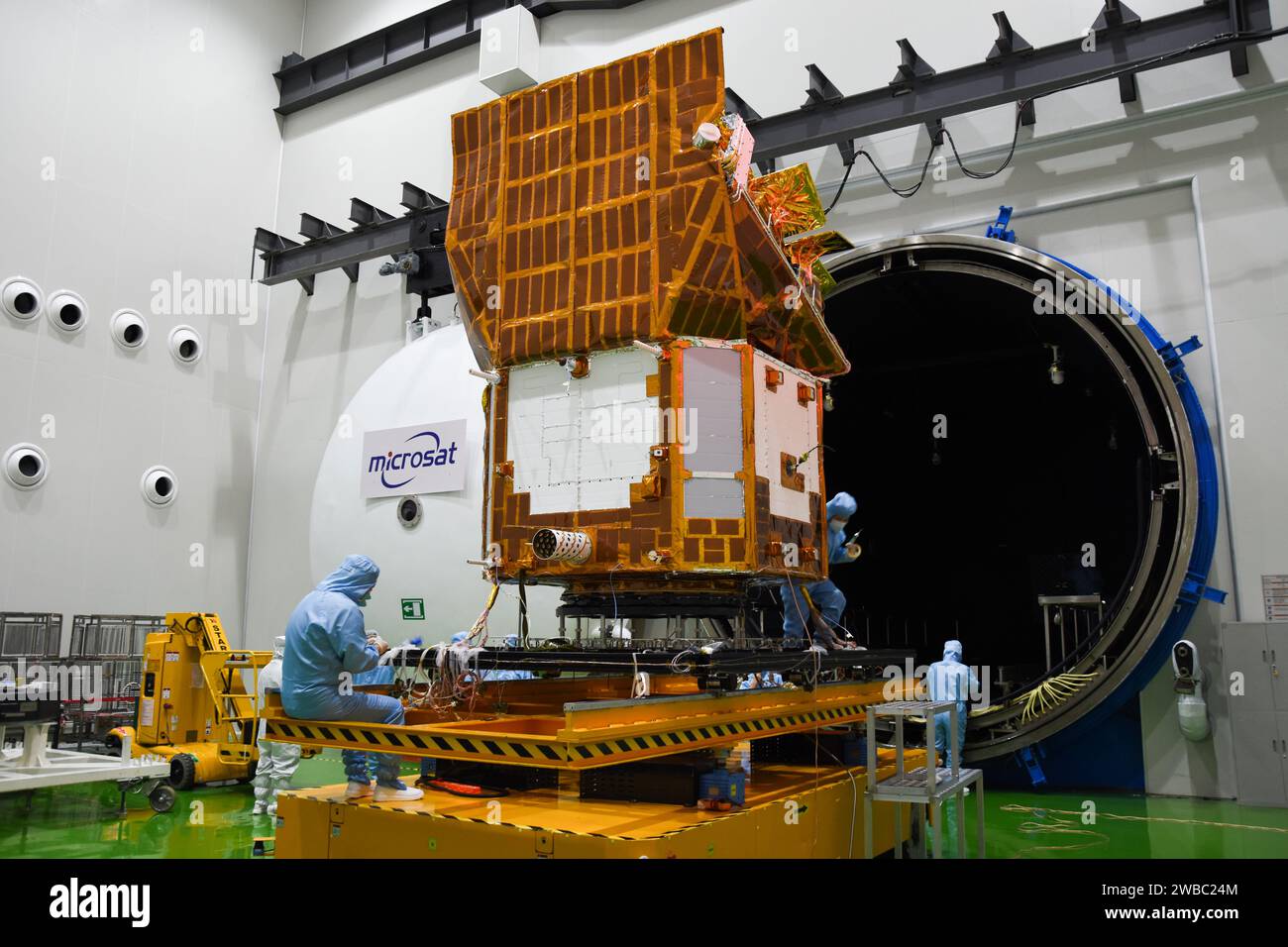 Conduct functioning hi-res stock photography and images - Alamy