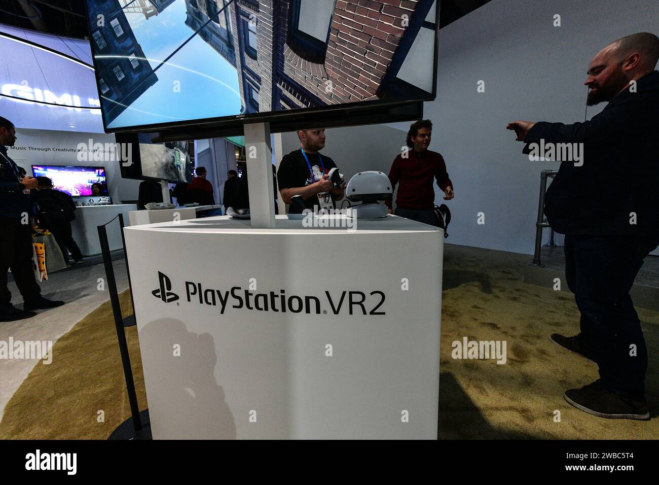 Sony playstation booth hi-res stock photography and images - Alamy