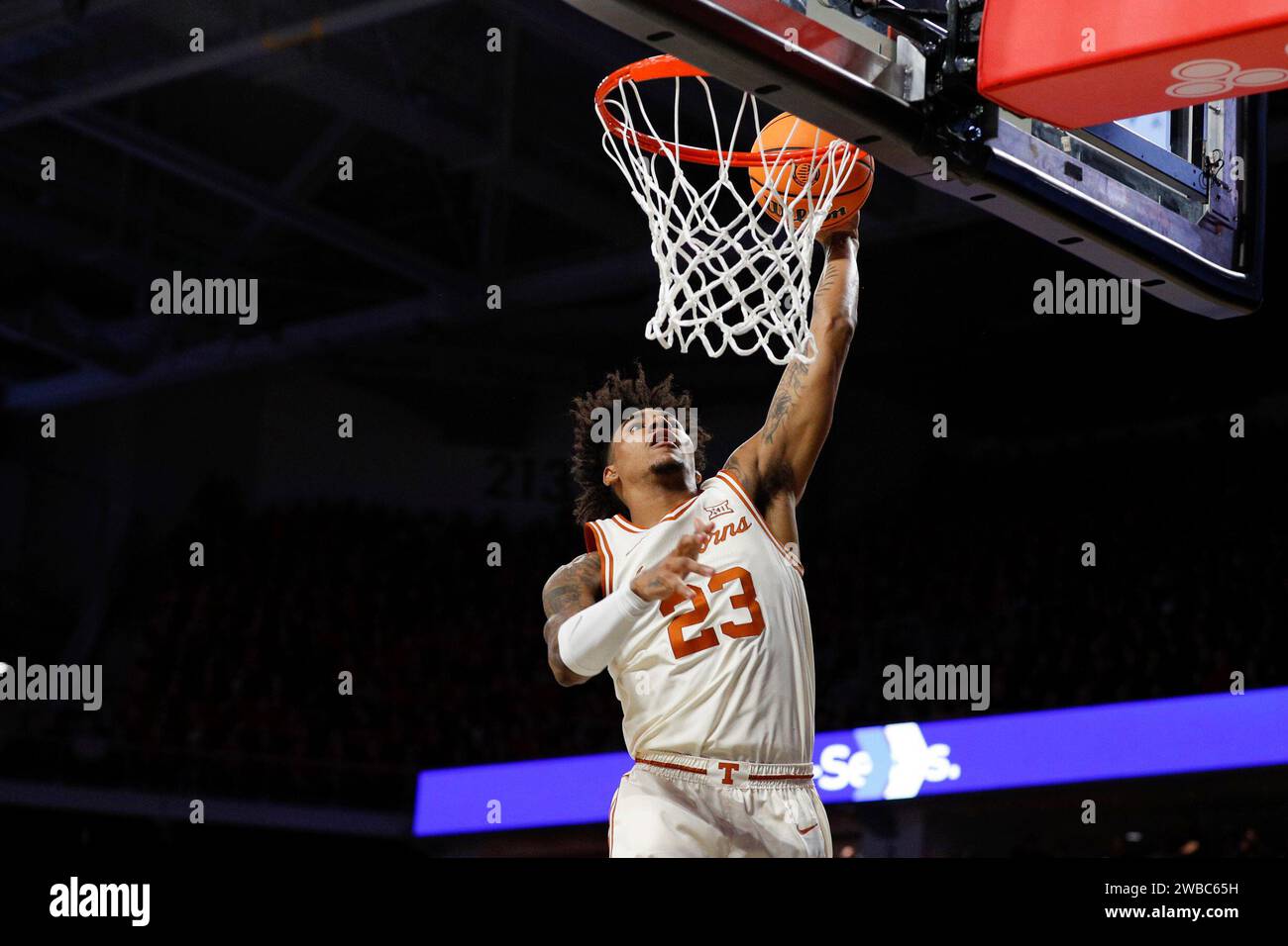 CINCINNATI, OH - JANUARY 09: Texas Longhorns forward Dillon Mitchell ...